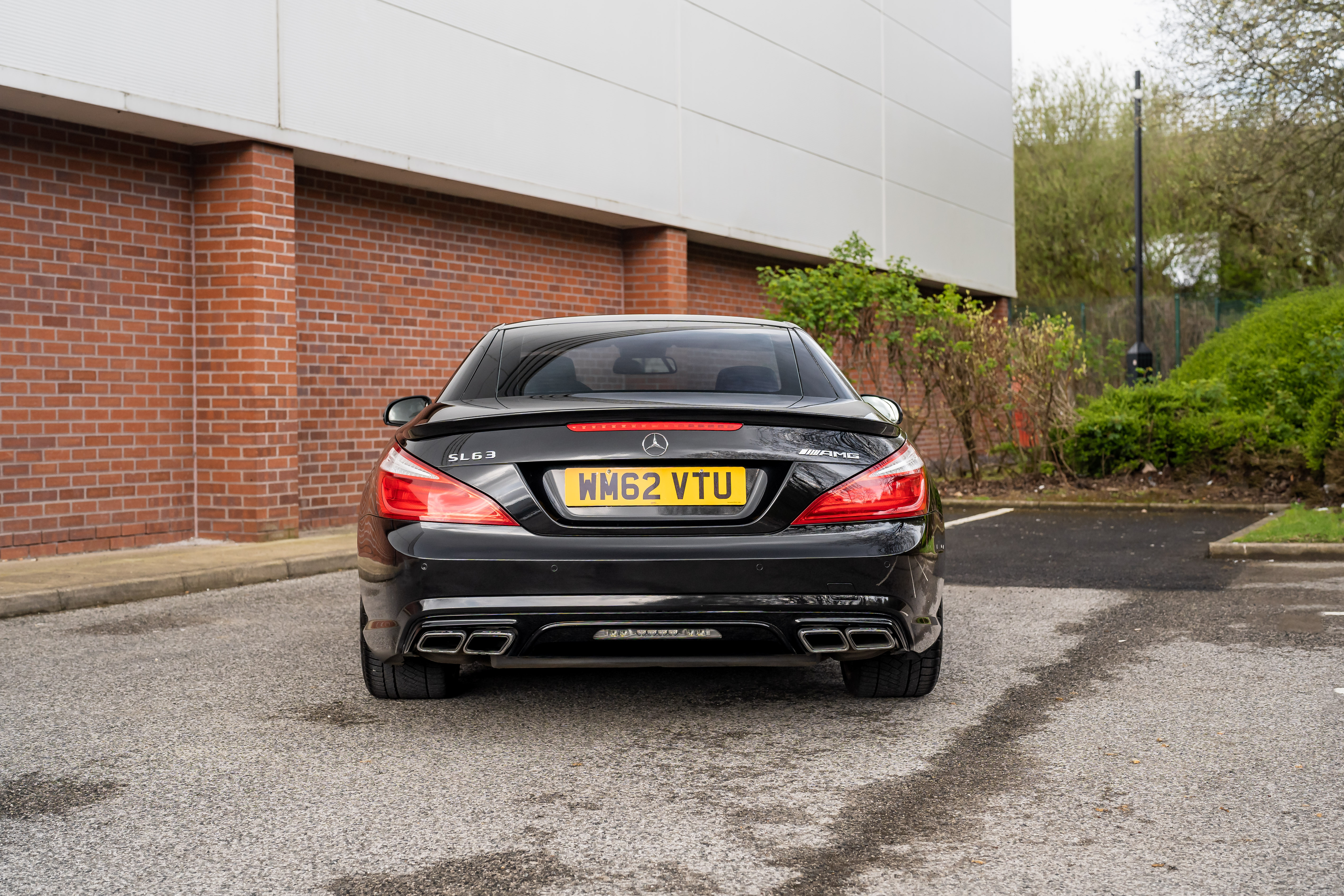 2012 MERCEDES-BENZ (R231) SL63 AMG