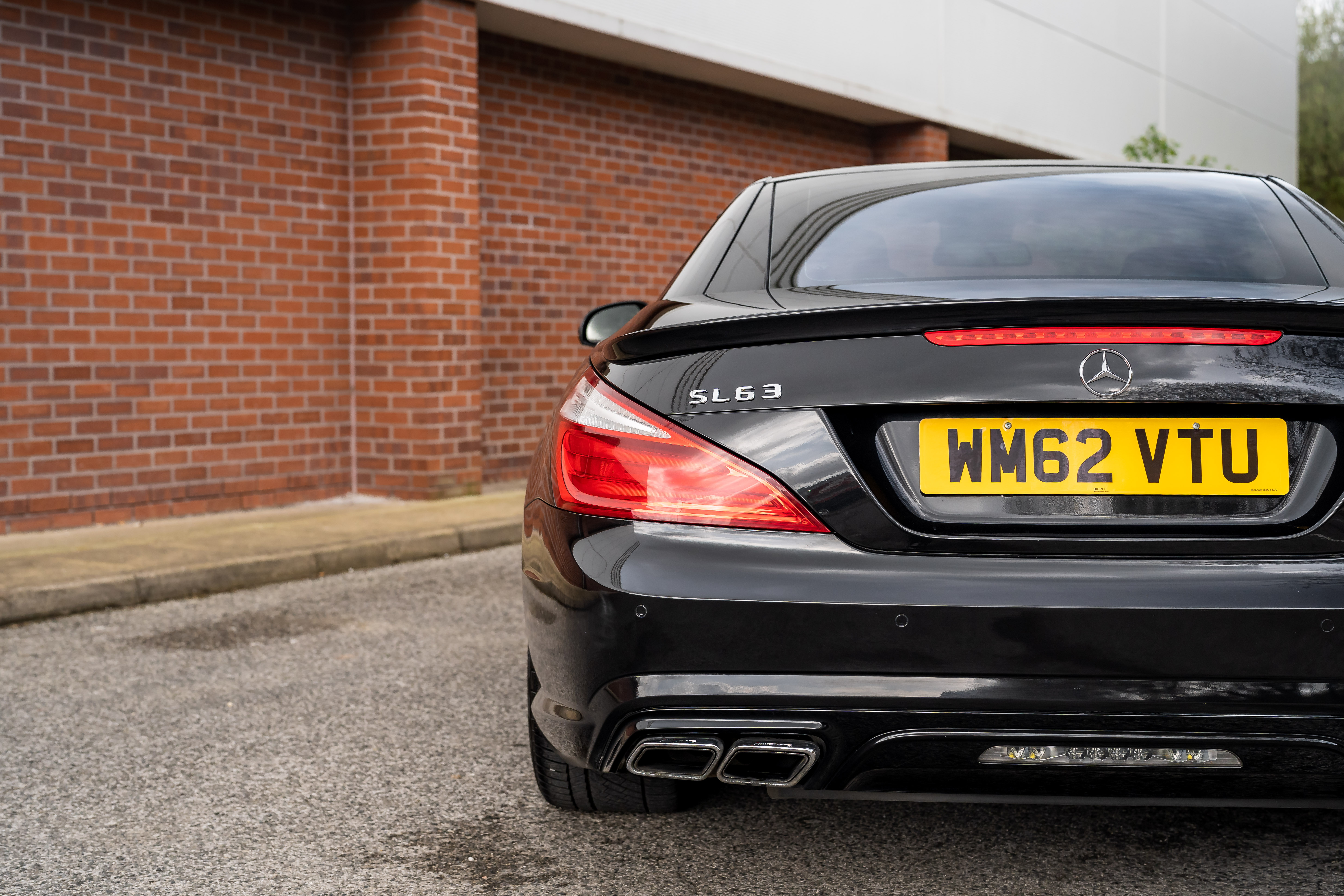 2012 MERCEDES-BENZ (R231) SL63 AMG