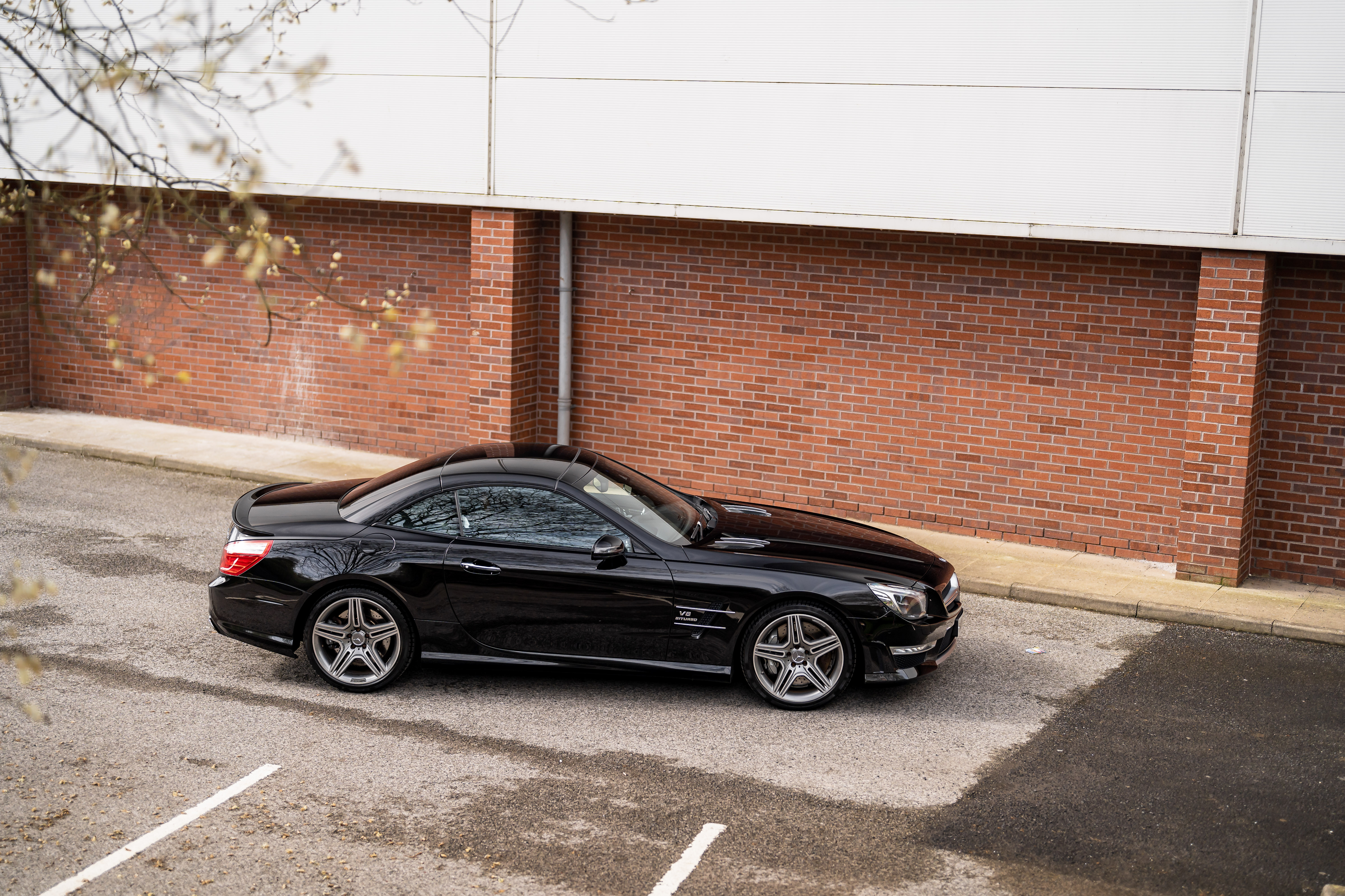 2012 MERCEDES-BENZ (R231) SL63 AMG