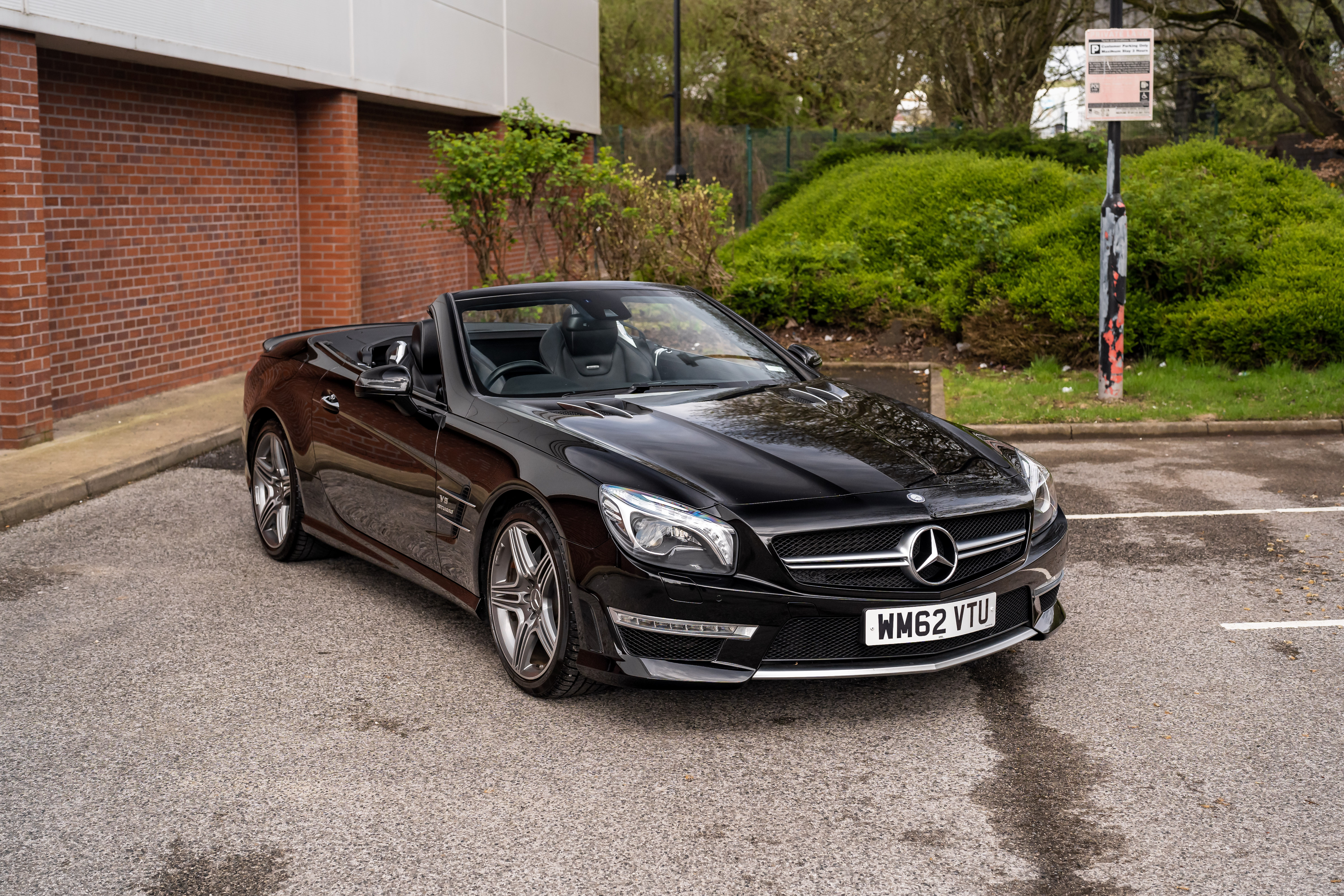 2012 MERCEDES-BENZ (R231) SL63 AMG
