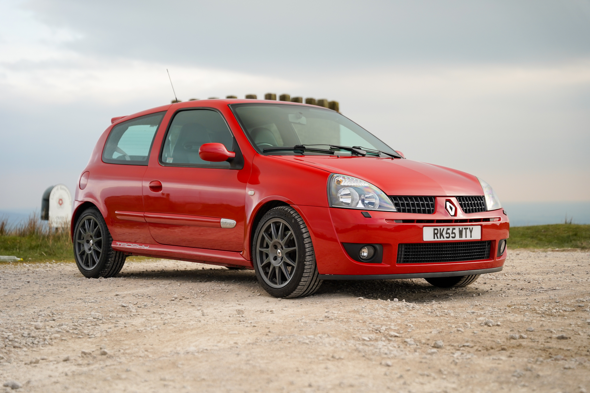 2005 RENAULTSPORT CLIO 182 TROPHY