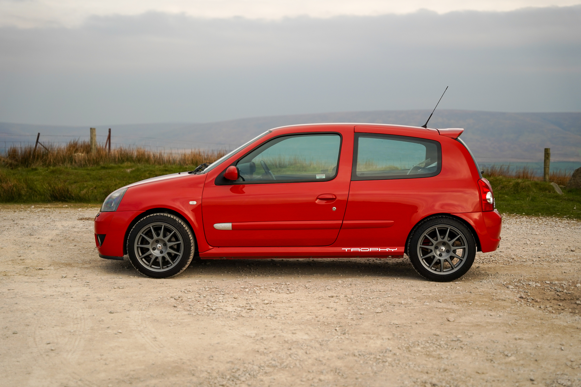 2005 RENAULTSPORT CLIO 182 TROPHY