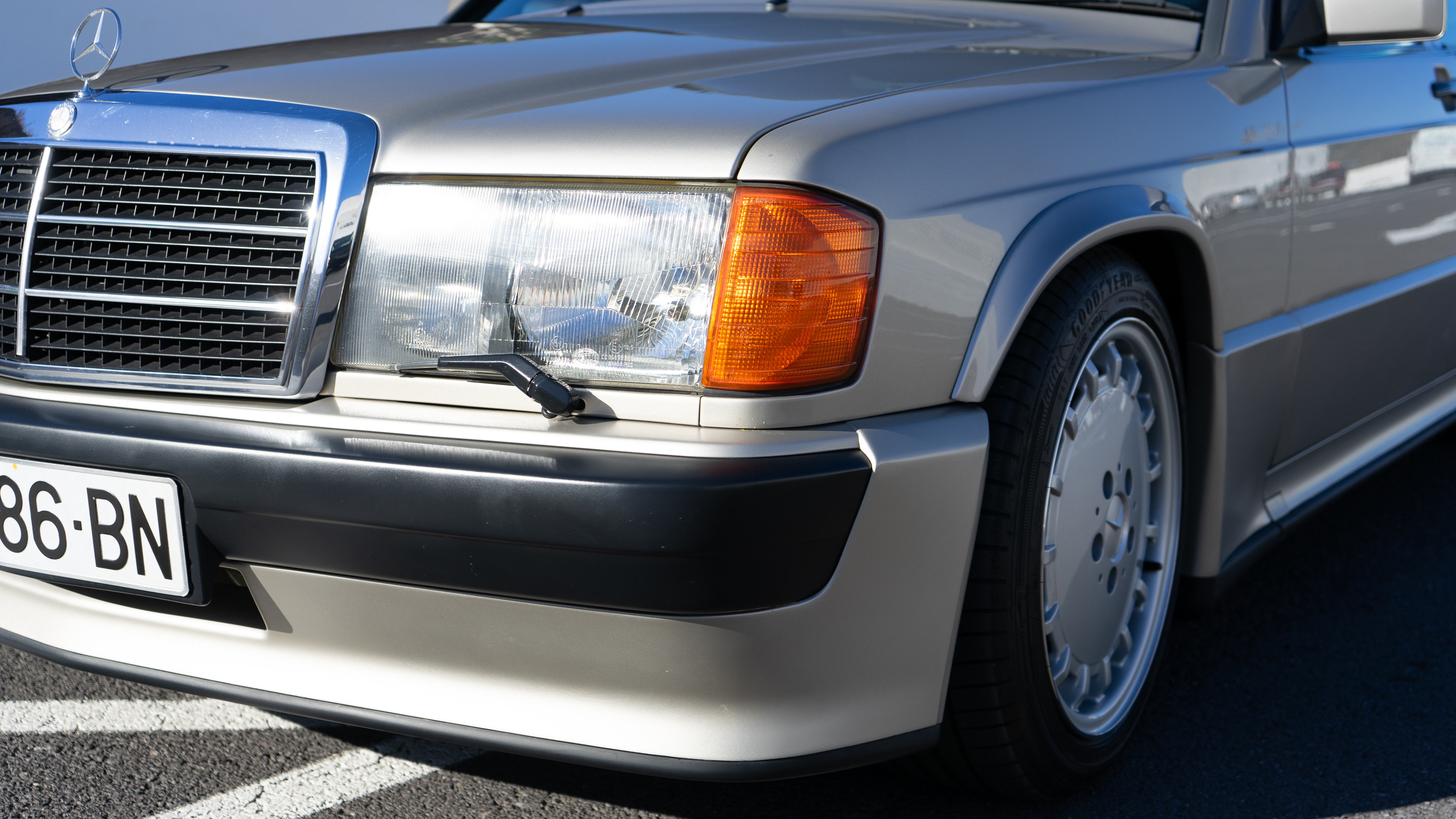 1985 MERCEDES-BENZ 190E 2.3 16V COSWORTH for sale by auction in ...