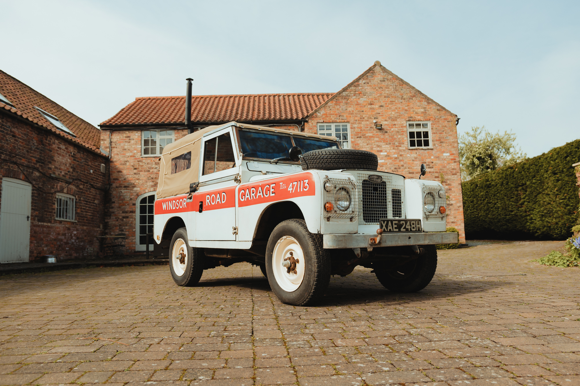1970 LAND ROVER SERIES IIA 88"