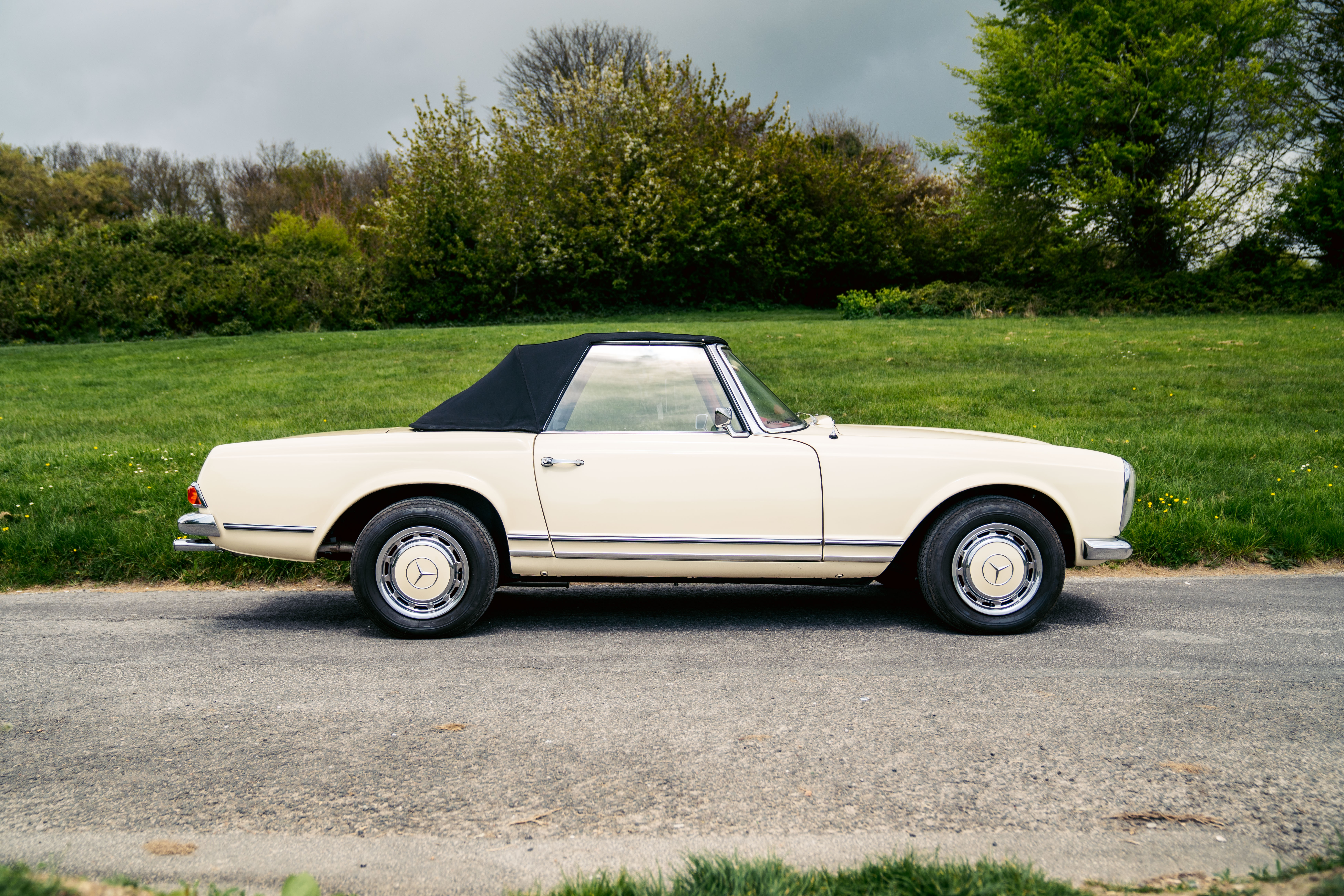 1967 MERCEDES-BENZ 250 SL PAGODA for sale by auction in Portsmouth ...