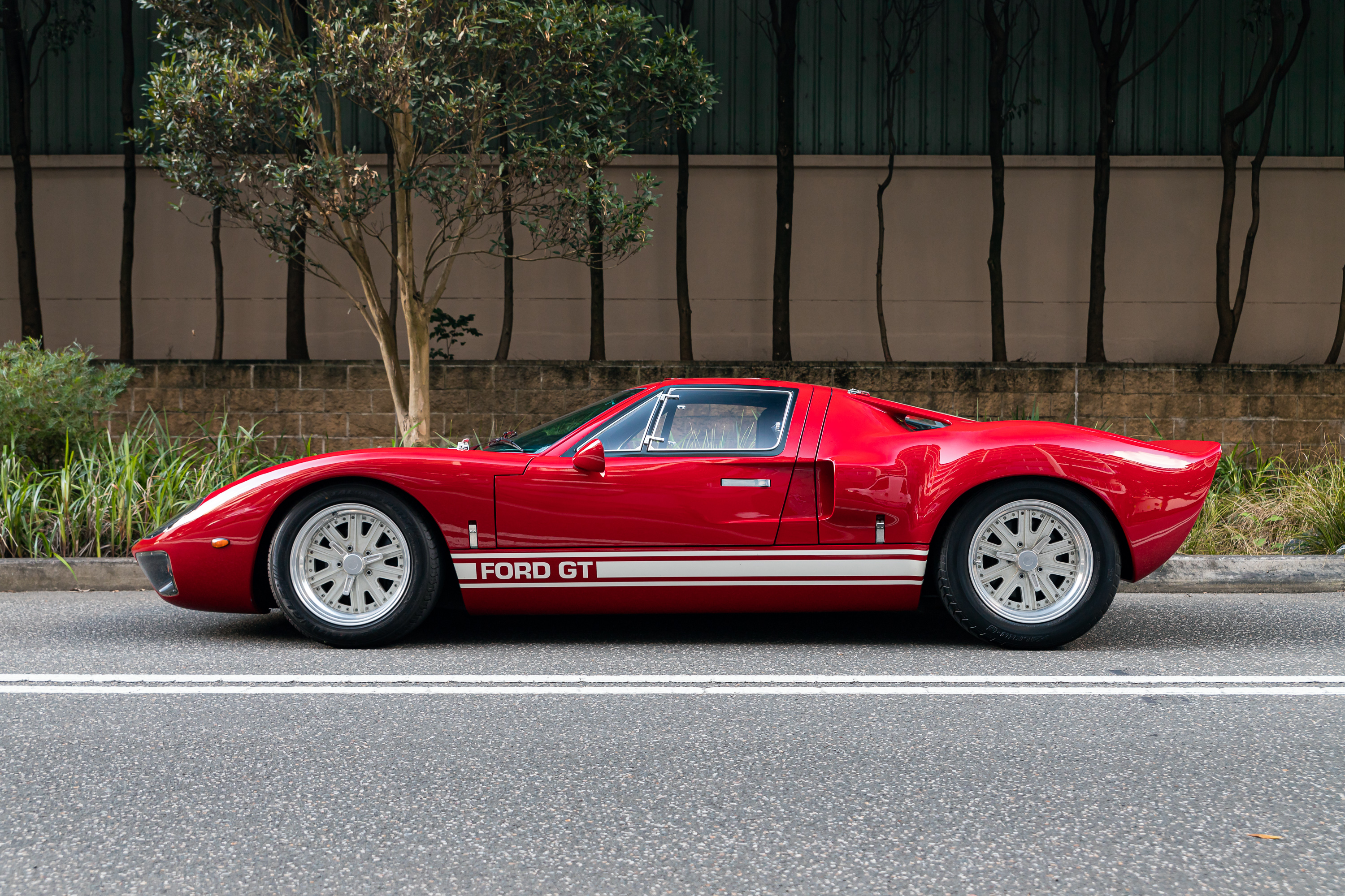 1999 FORD GT40 DRB REPLICA