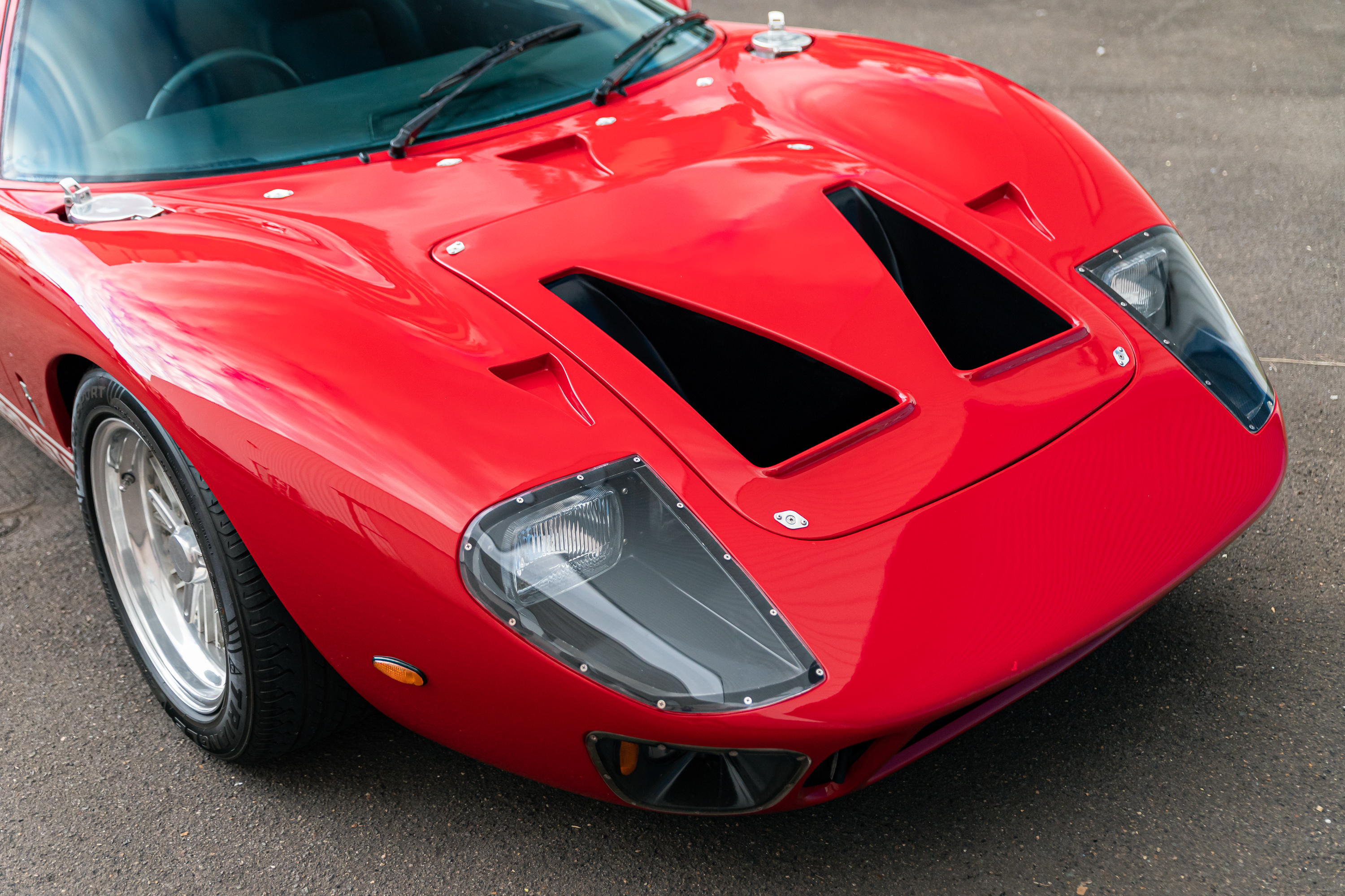 1999 FORD GT40 DRB REPLICA