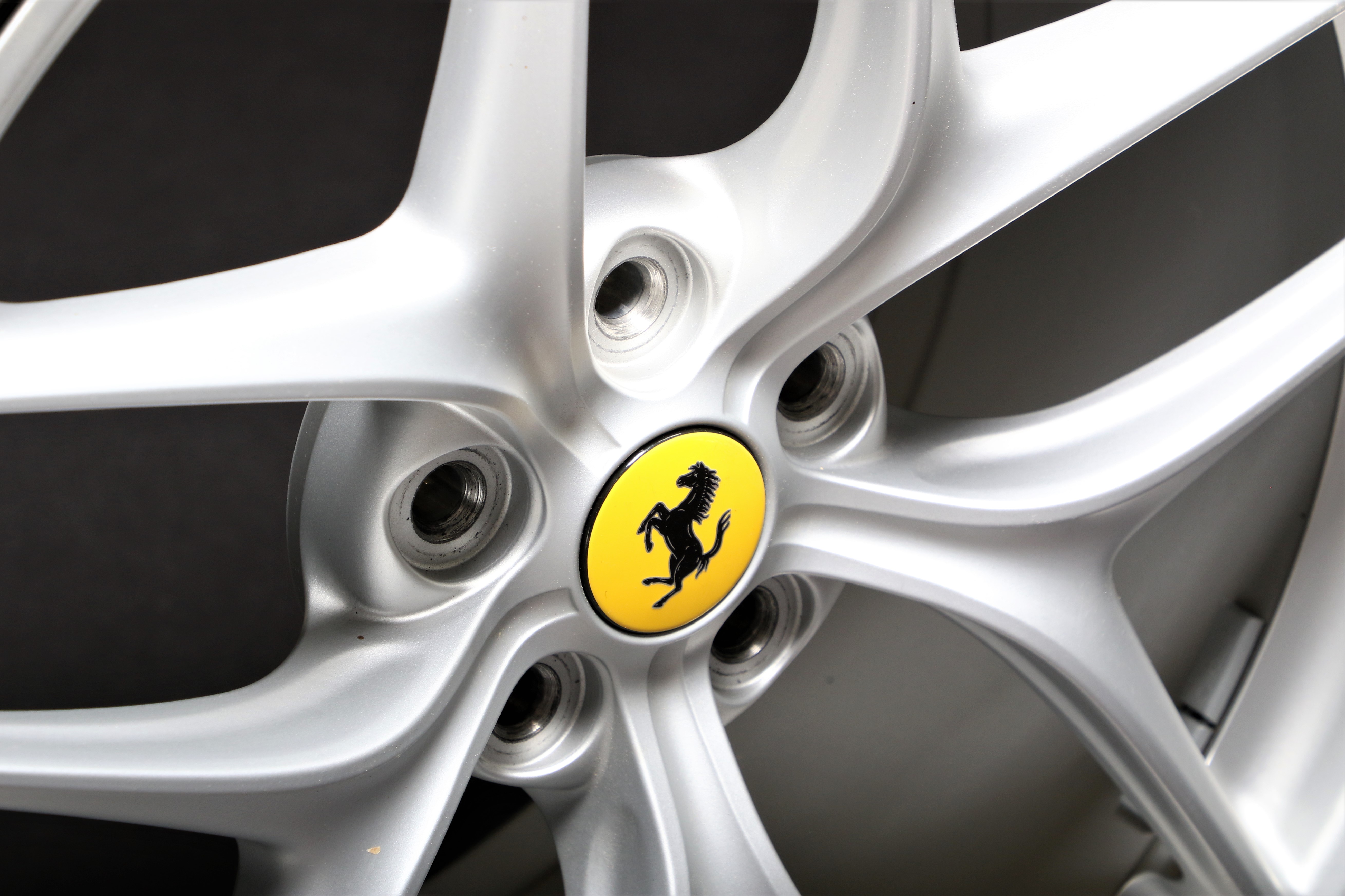 SET OF FERRARI F12 ALLOY WHEELS