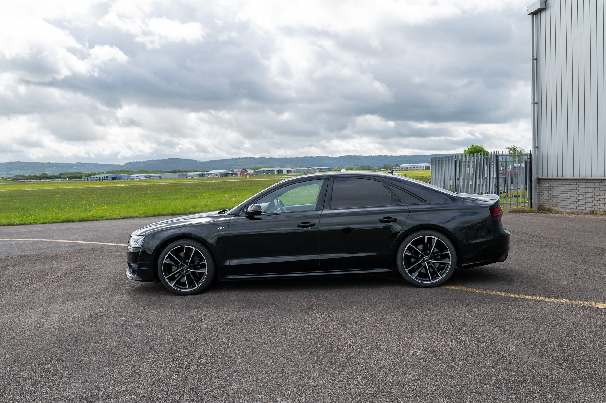 2016 AUDI S8 PLUS