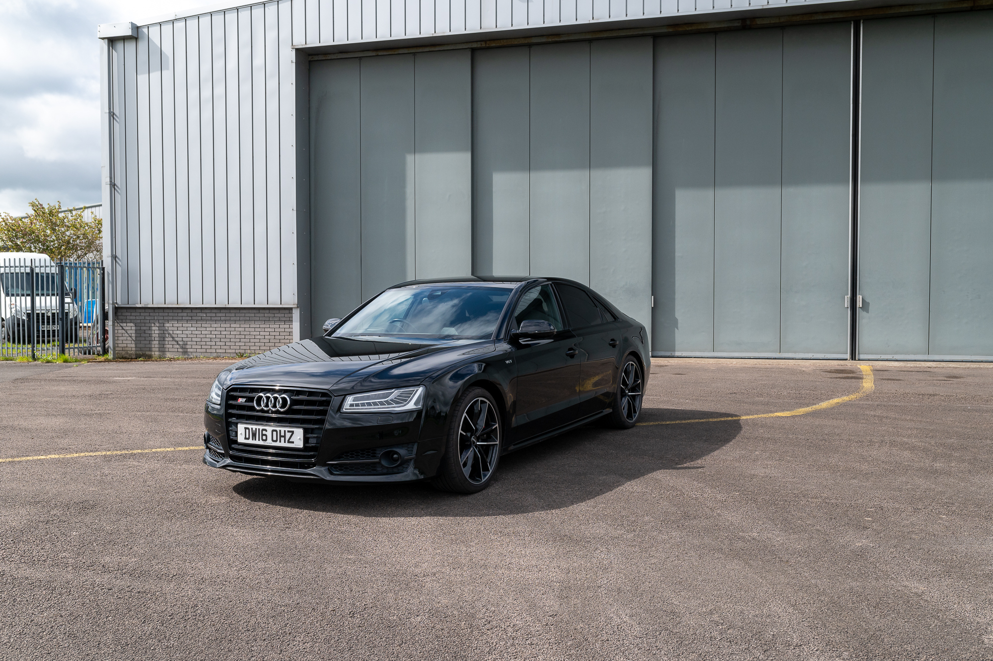 2016 AUDI S8 PLUS