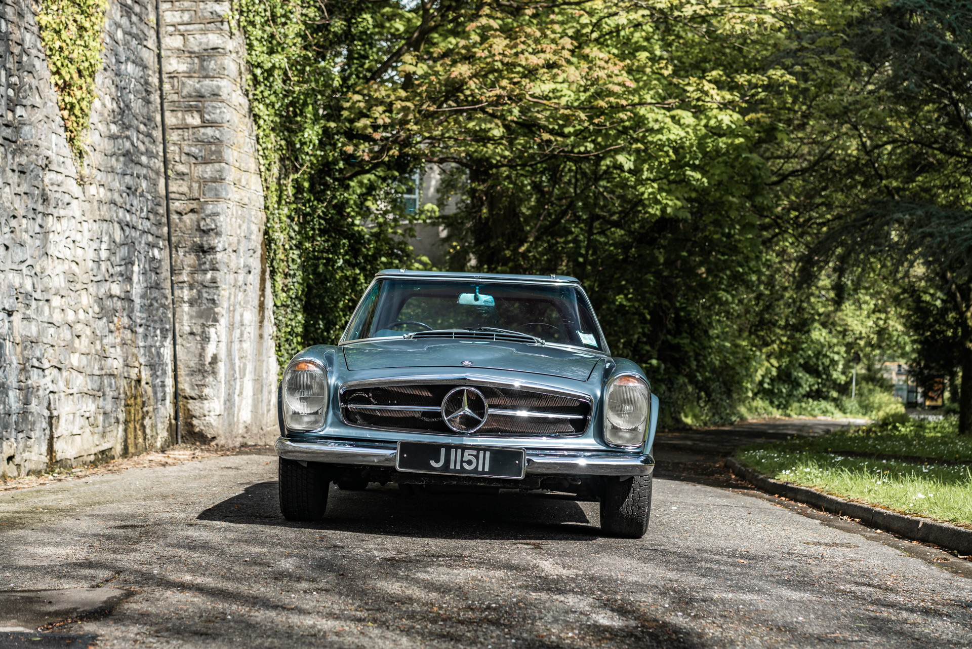 1967 MERCEDES-BENZ 250 SL PAGODA - CALIFORNIA CONVERSION