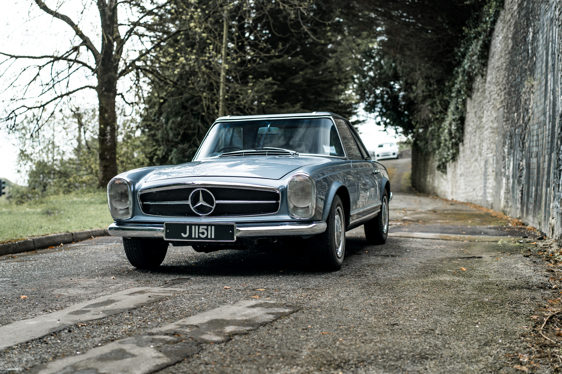 1967 MERCEDES-BENZ 250 SL PAGODA - CALIFORNIA CONVERSION