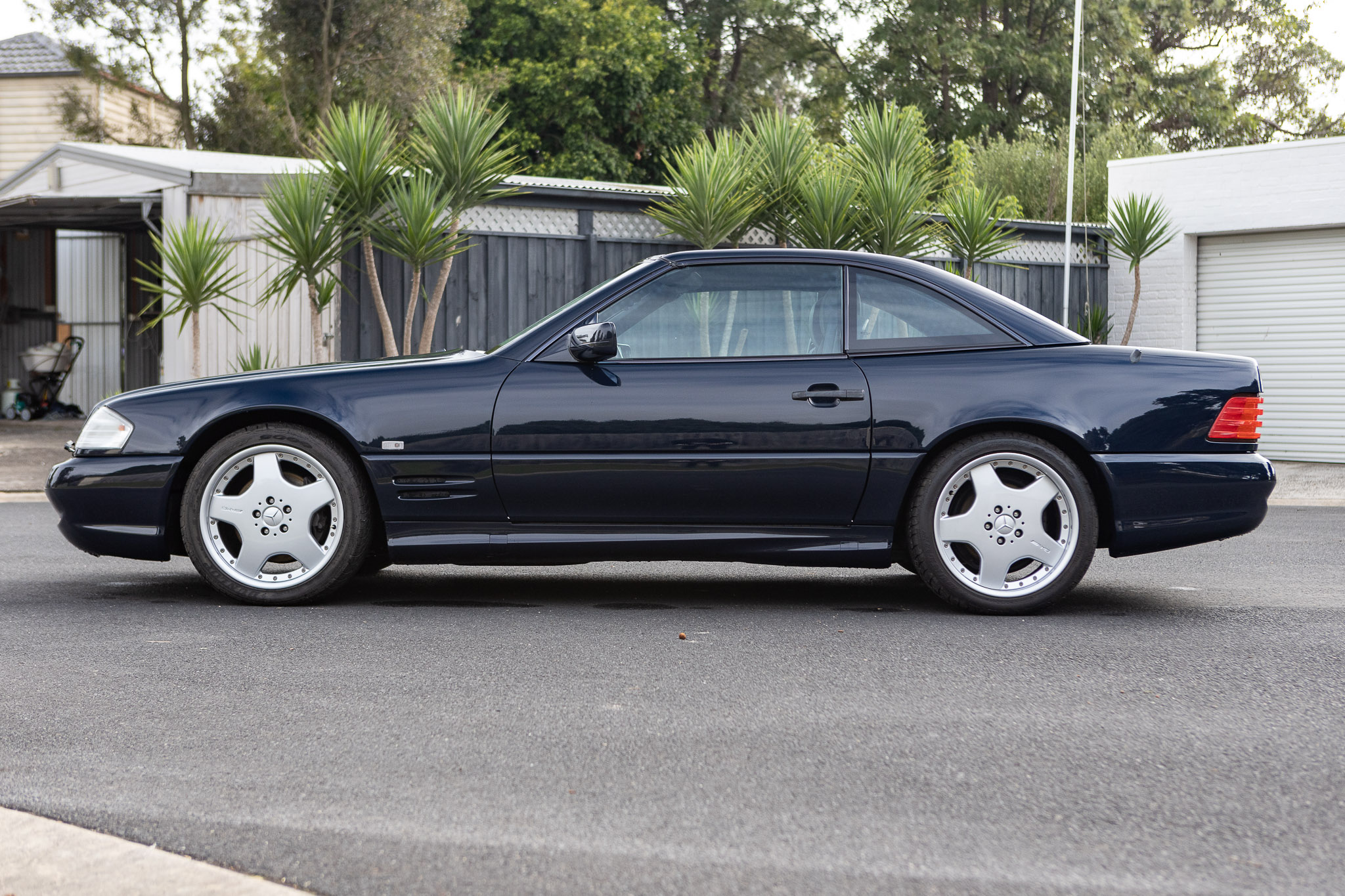 1996 MERCEDES-BENZ (R129) SL60 AMG - 17,586 MILES for sale by auction ...