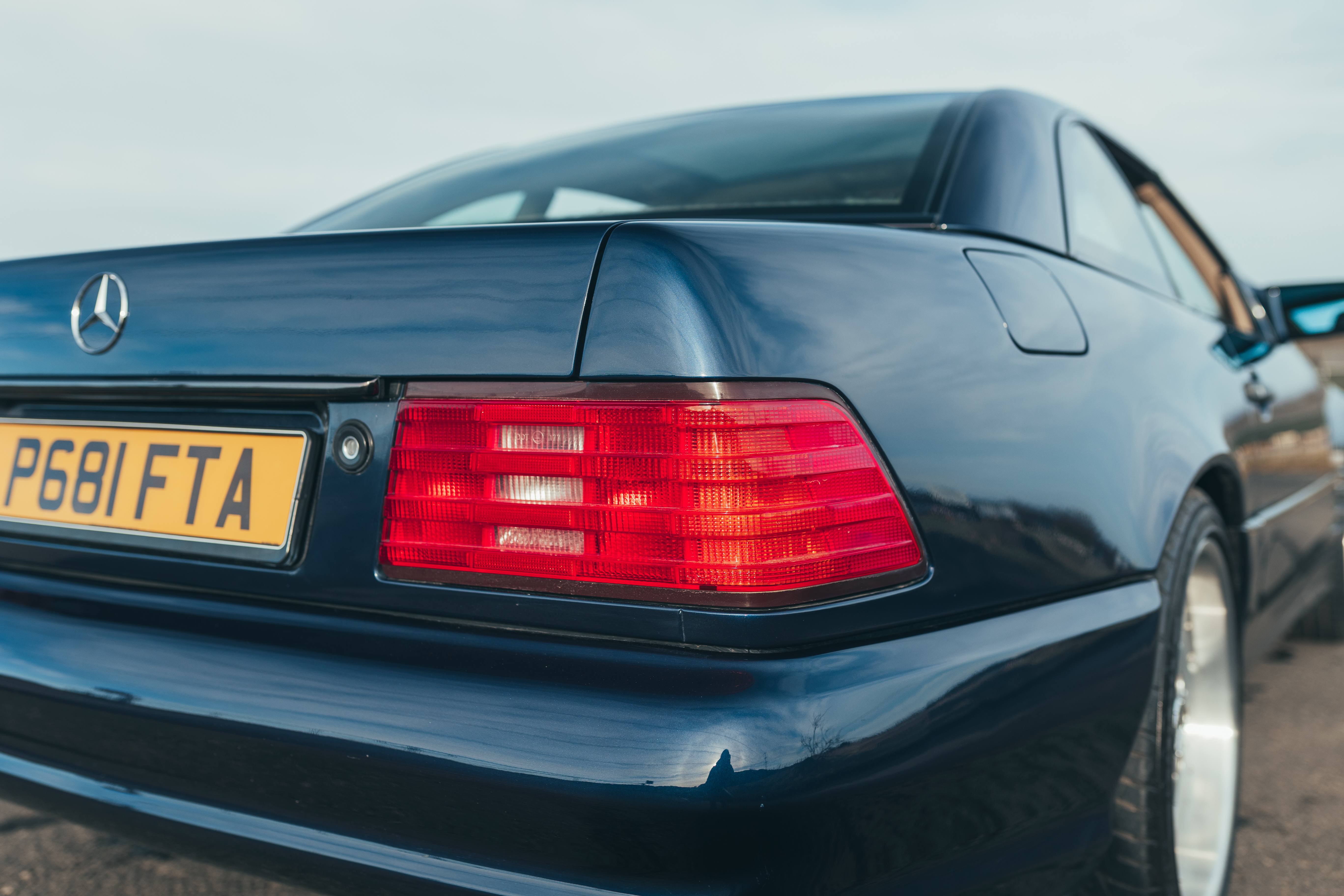 1996 MERCEDES-BENZ (R129) SL600