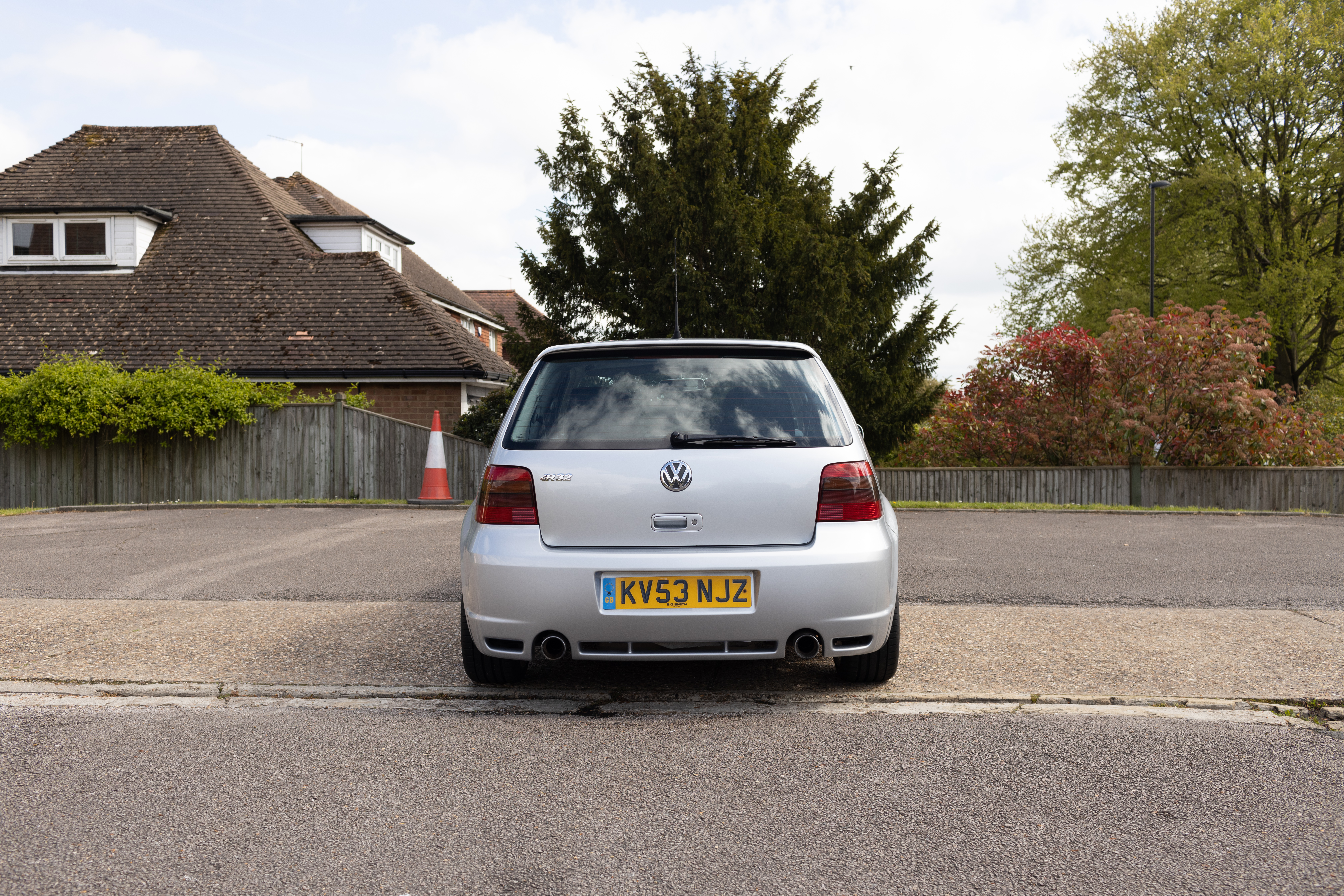 2003 VOLKSWAGEN GOLF (MK4) R32 for sale by auction in London, United ...