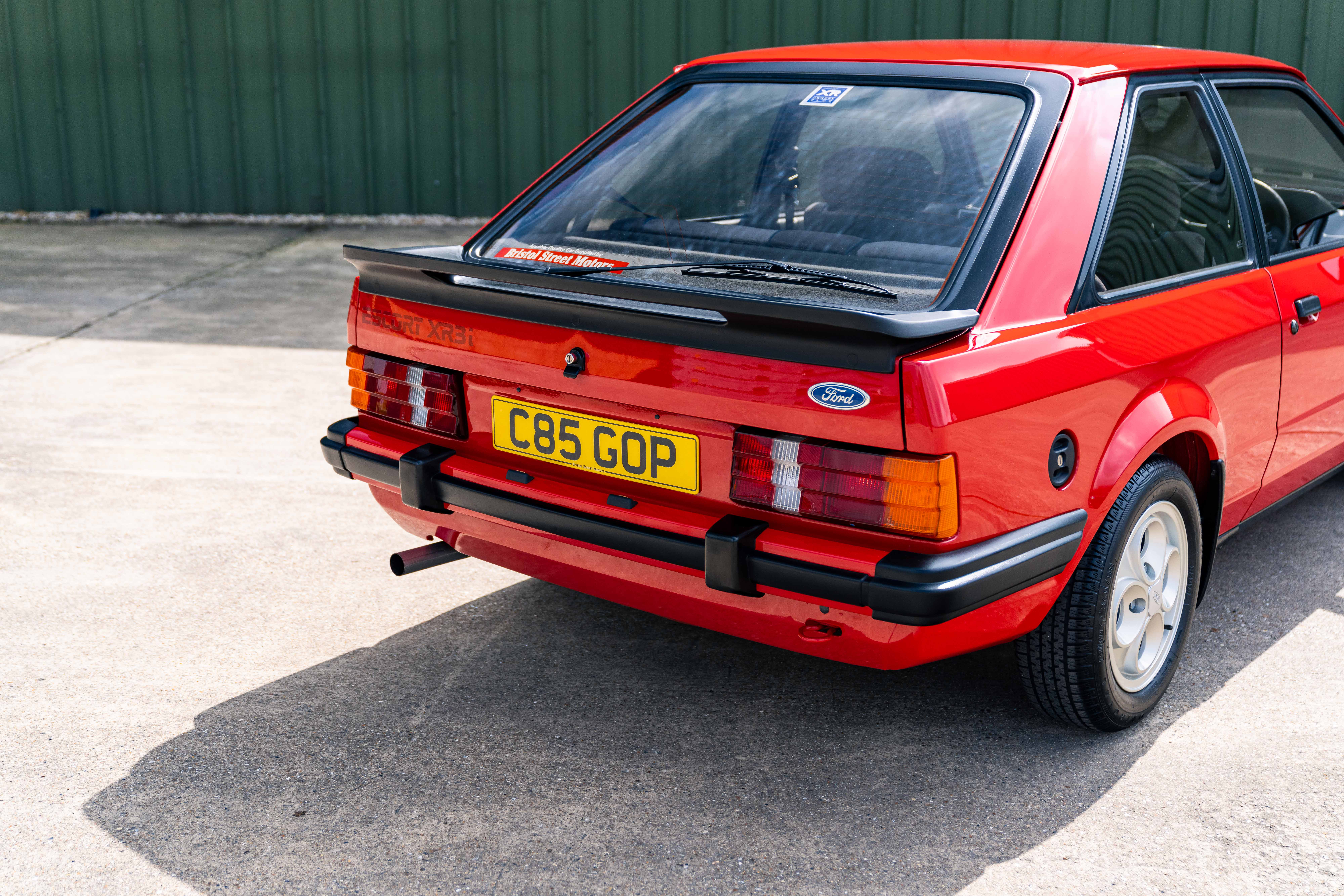 1985 FORD ESCORT XR3I