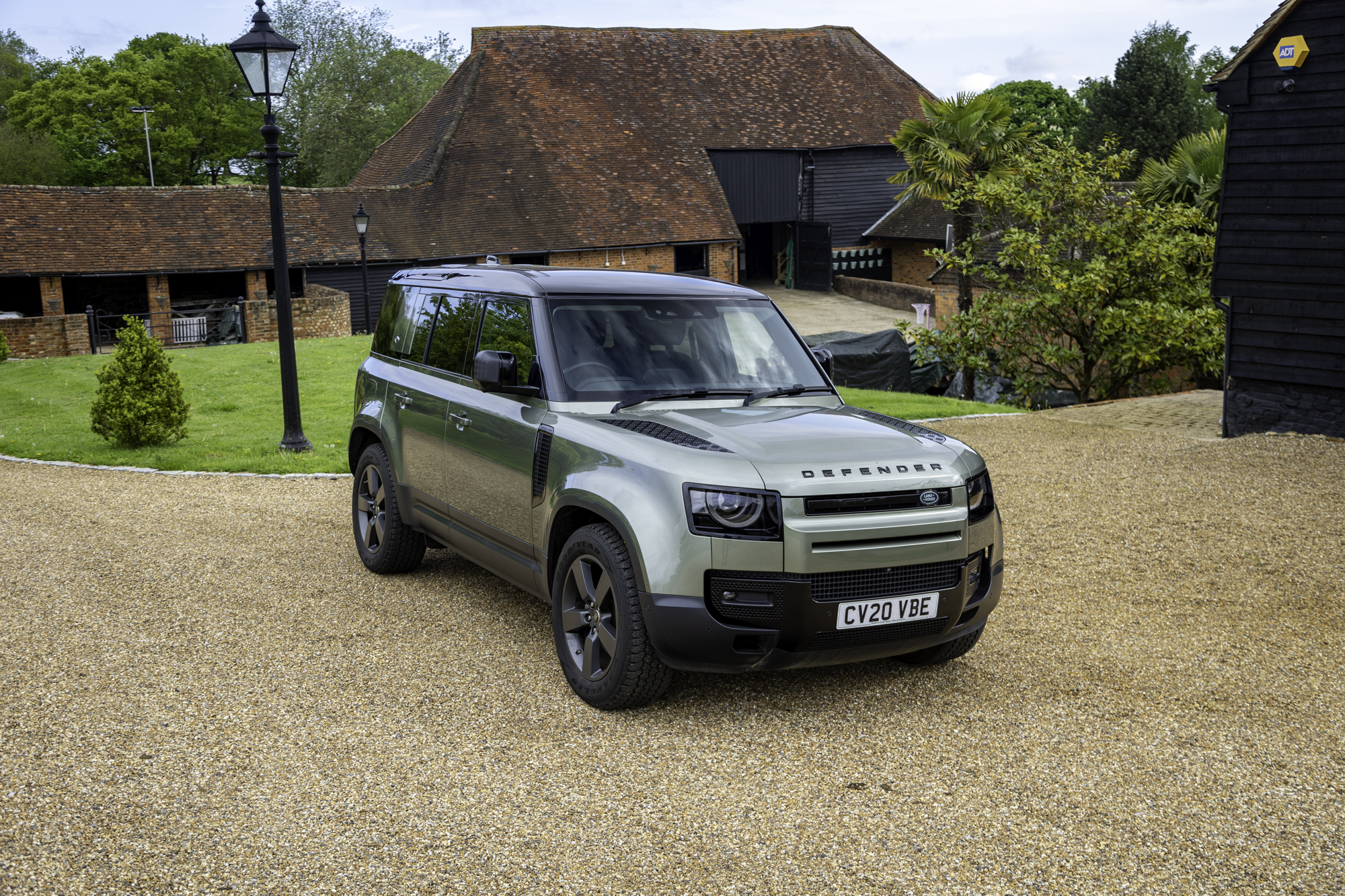 2020 LAND ROVER DEFENDER 110 D240 - FIRST EDITION