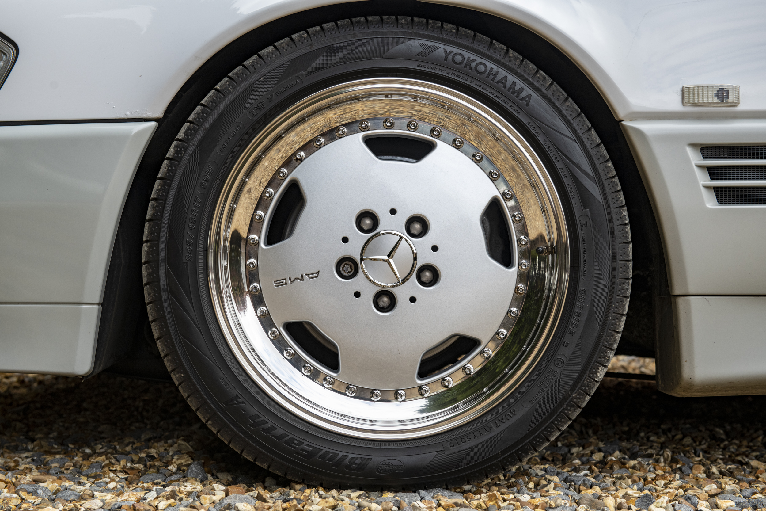 1992 MERCEDES-BENZ (R129) 500SL