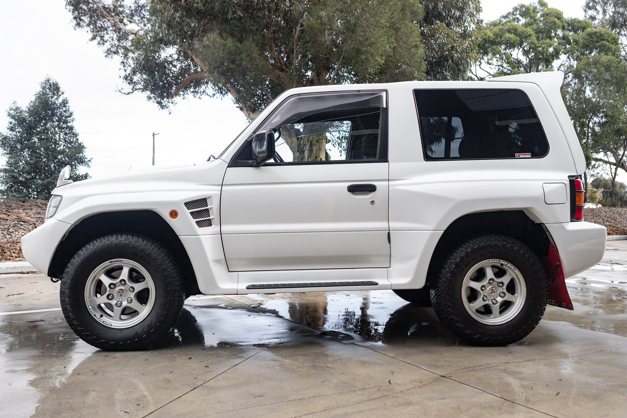 1998 MITSUBISHI PAJERO EVOLUTION