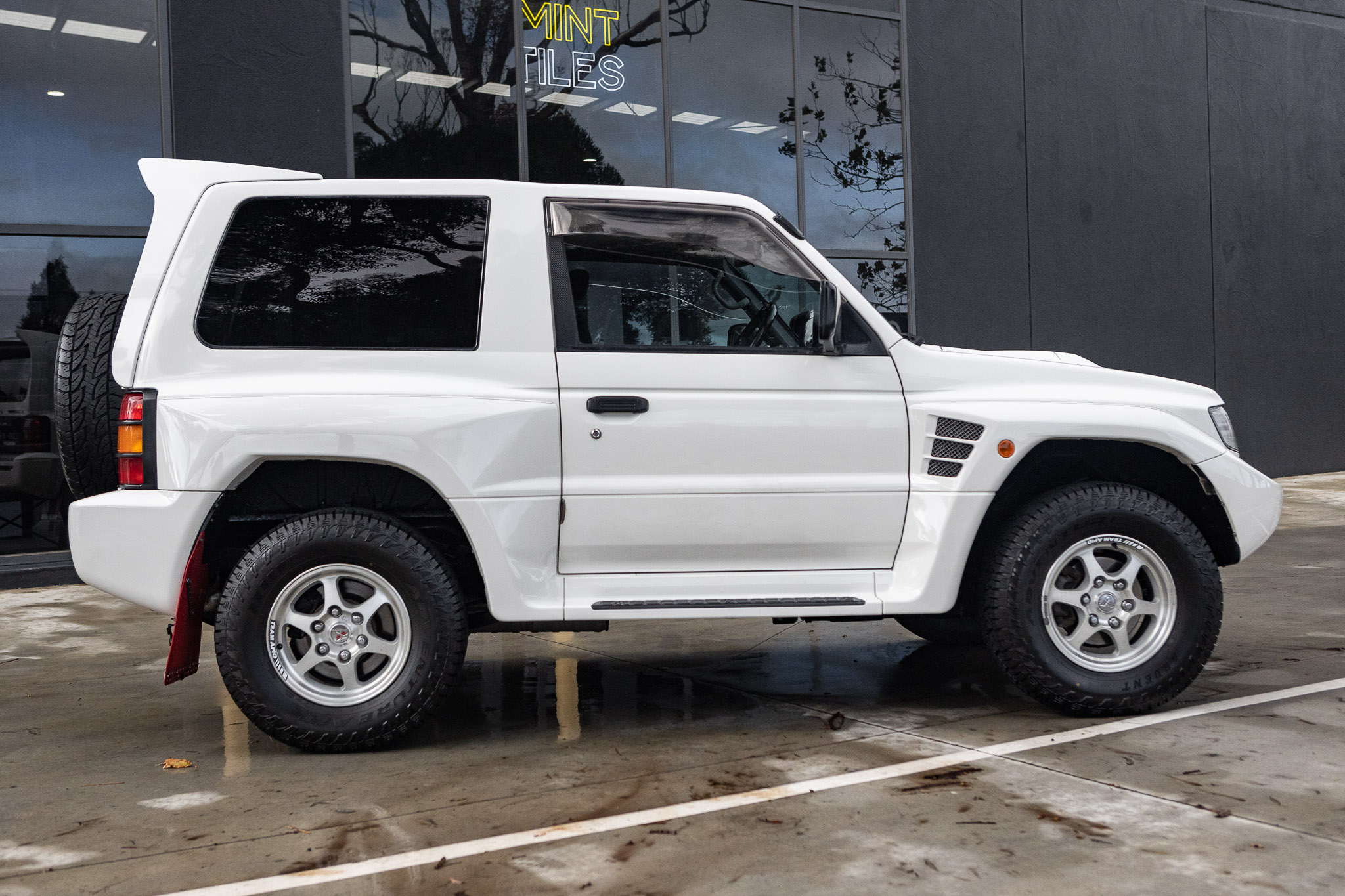 1998 MITSUBISHI PAJERO EVOLUTION