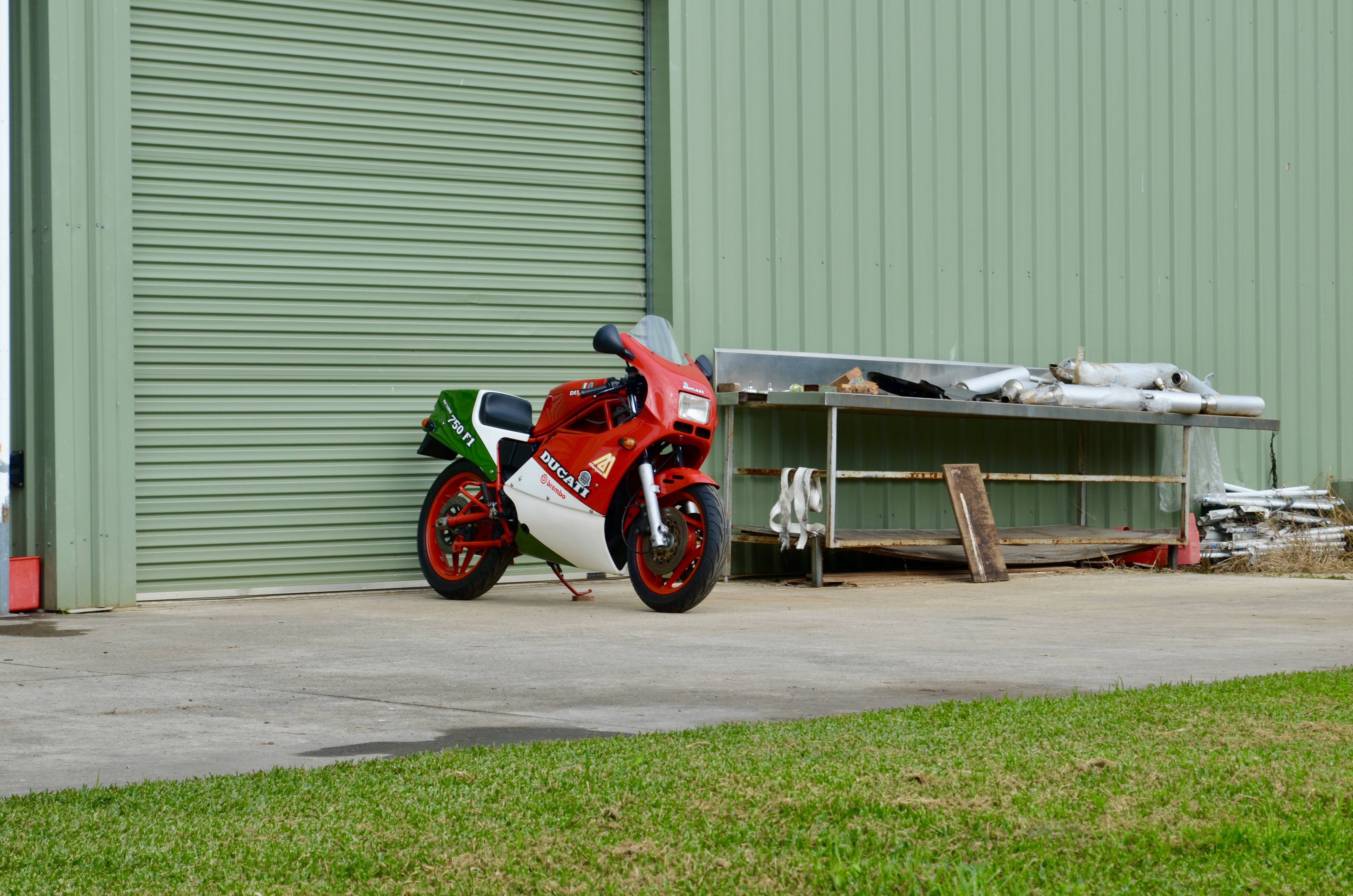 1986 DUCATI 750 F1