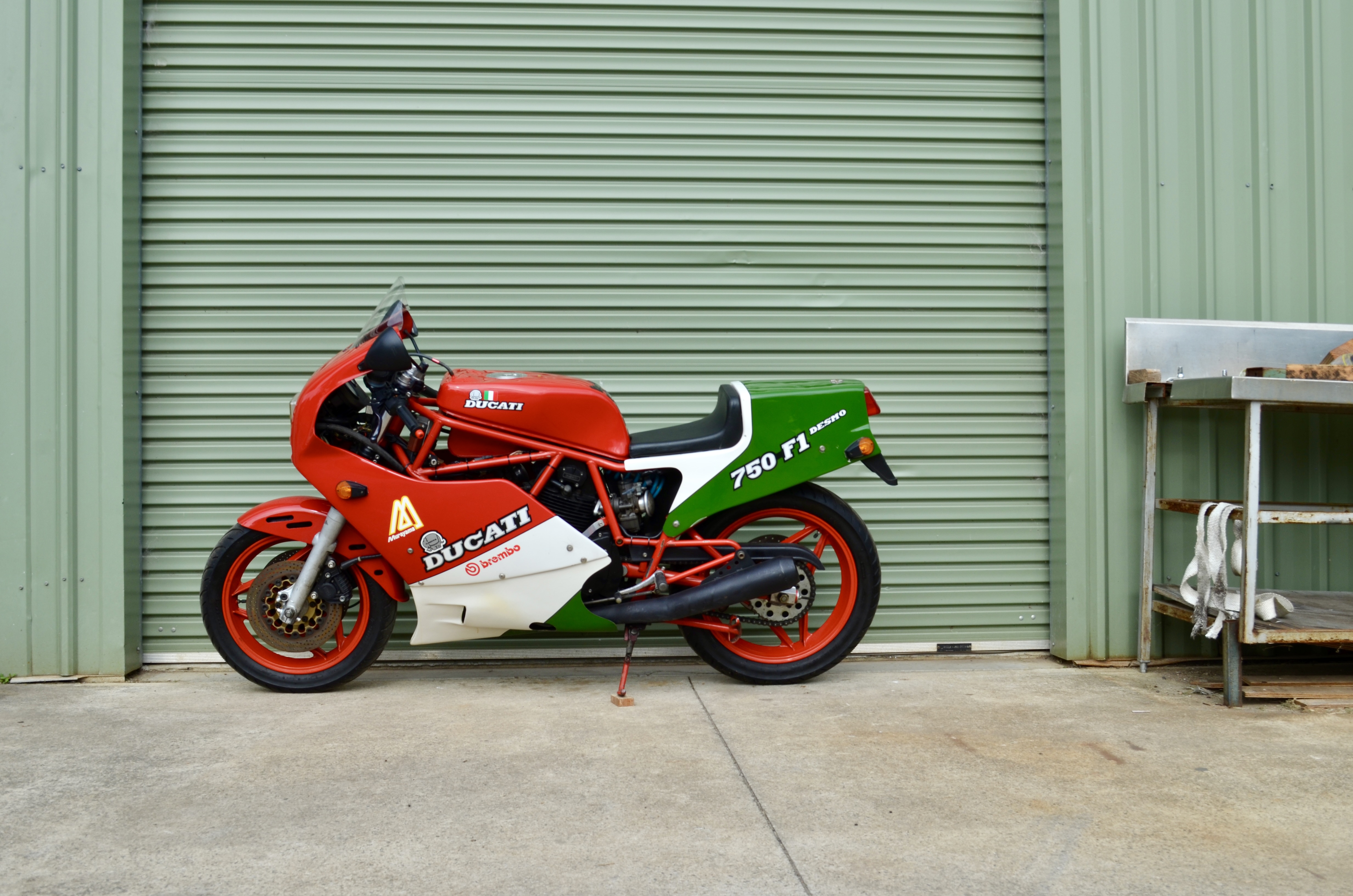 1986 DUCATI 750 F1