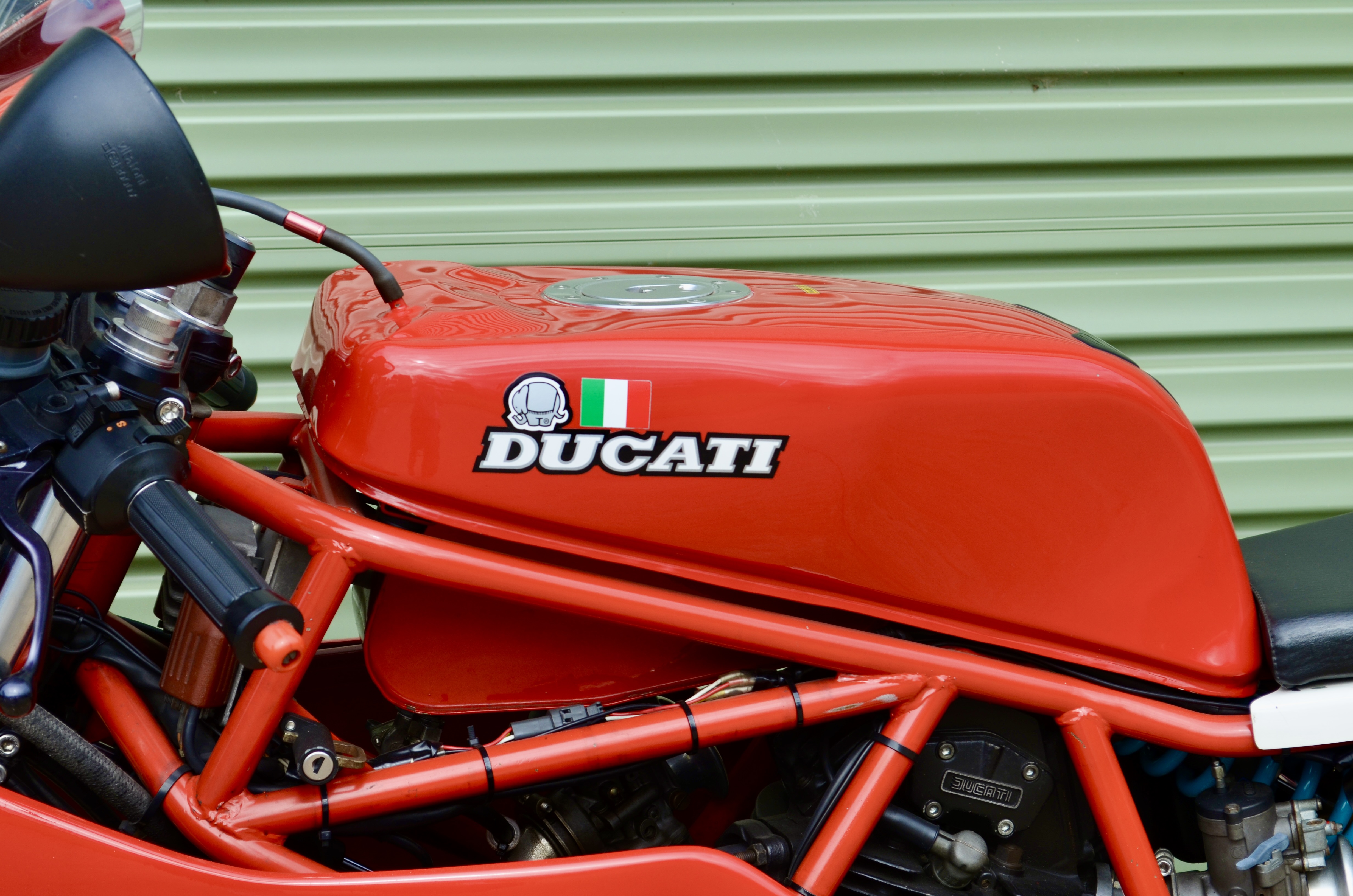 1986 DUCATI 750 F1
