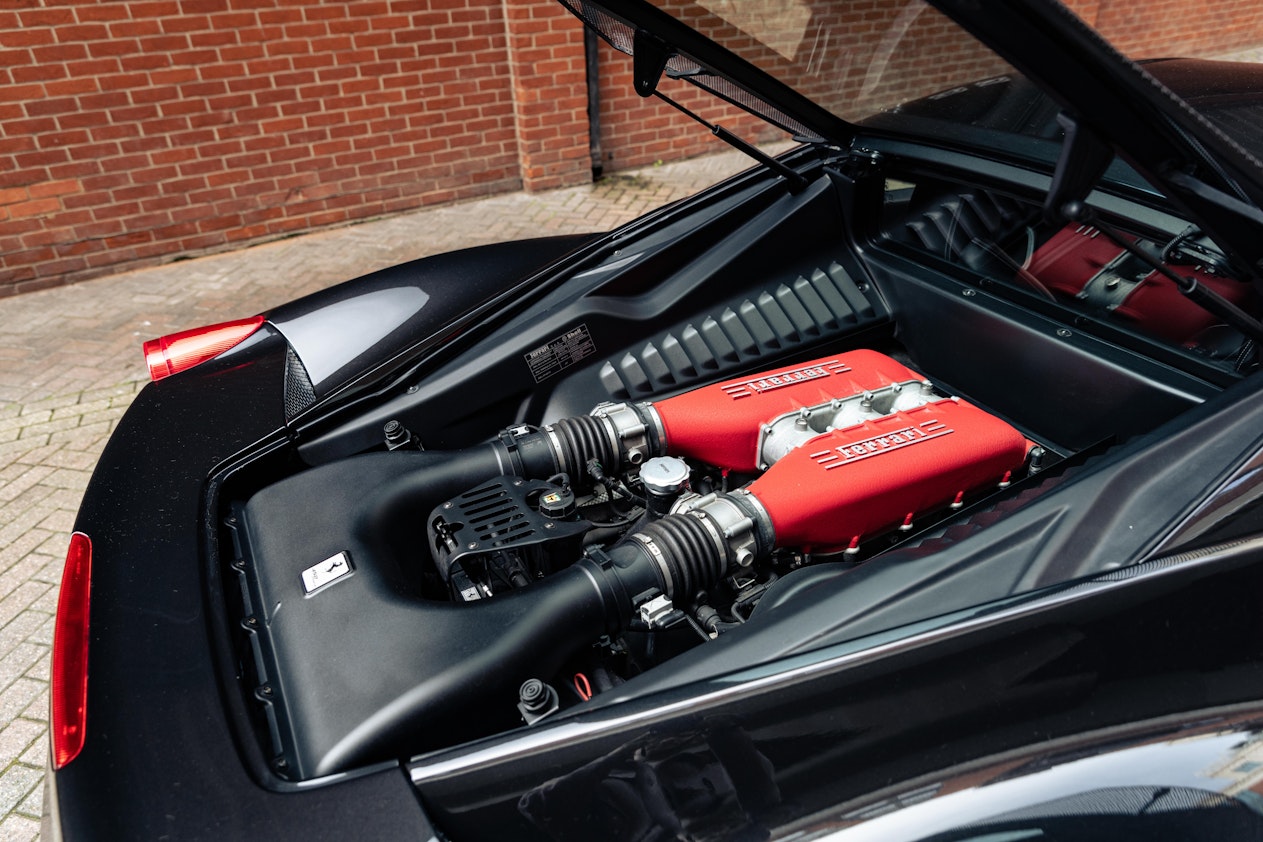 Ferrari 458 Italia Engine