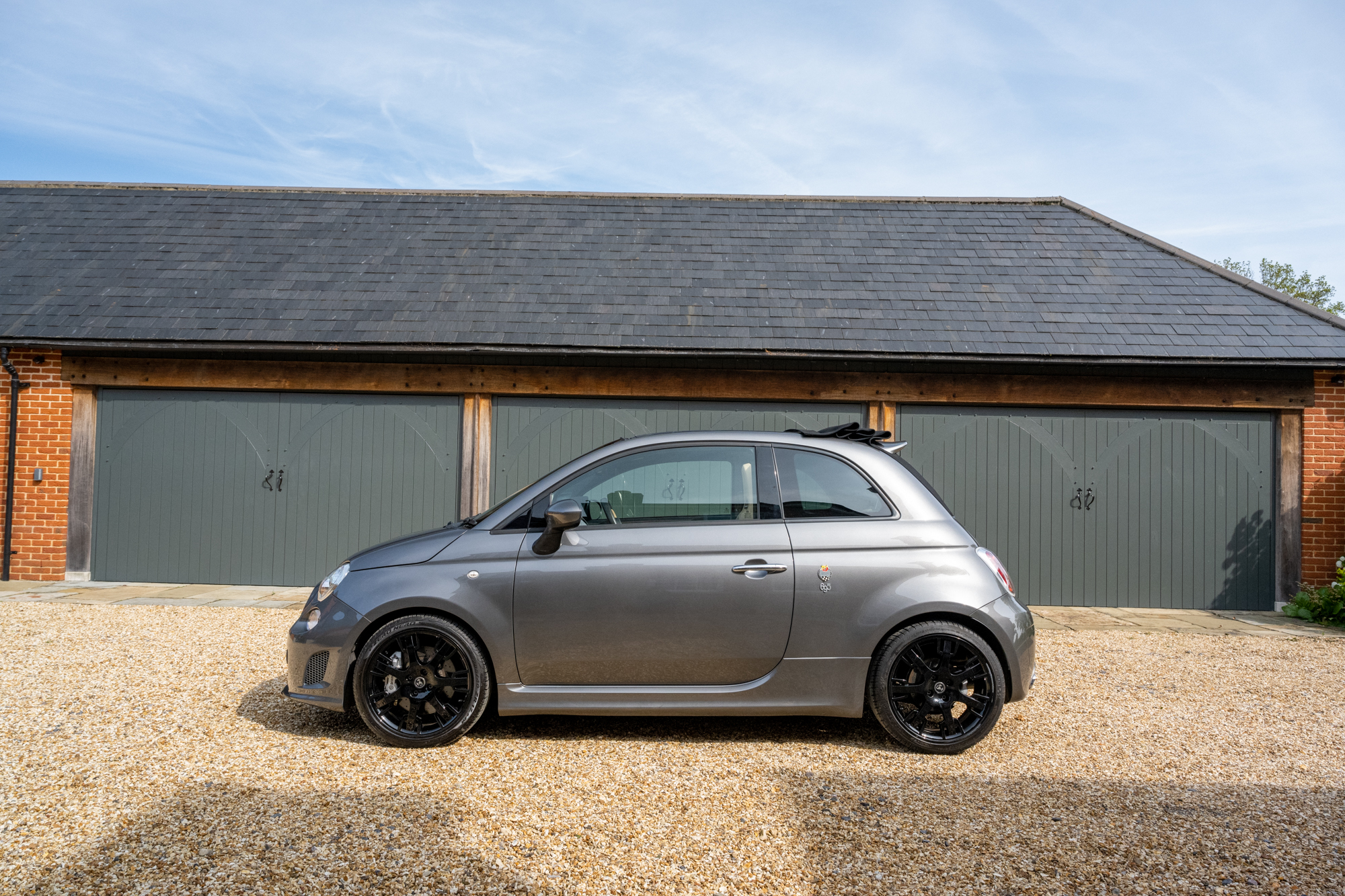 2013 ABARTH 695 EDIZIONE MASERATI