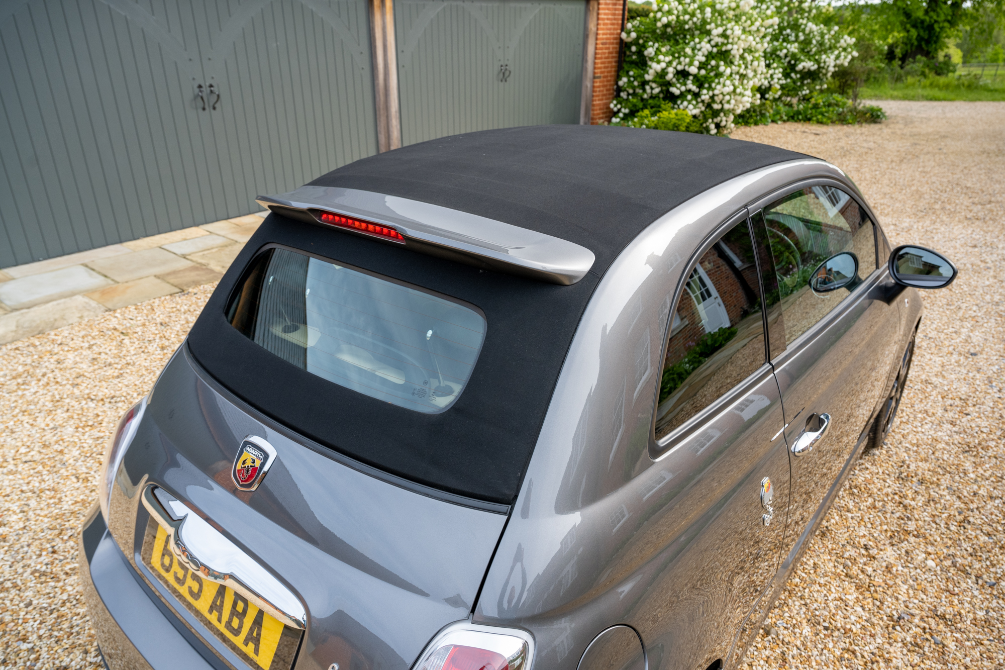 2013 ABARTH 695 EDIZIONE MASERATI