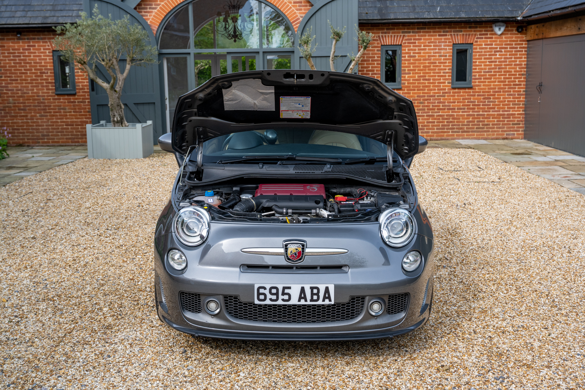 2013 ABARTH 695 EDIZIONE MASERATI