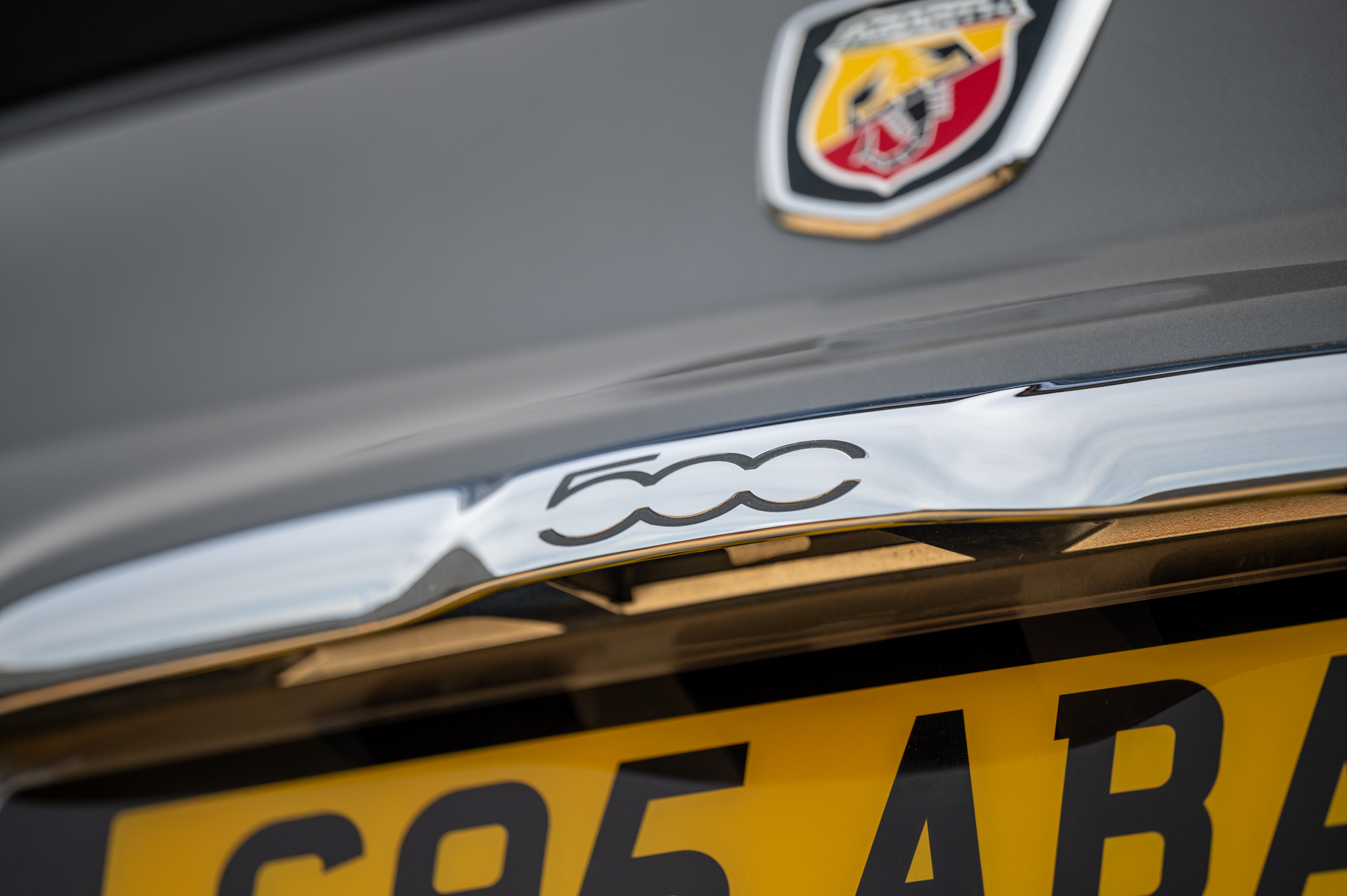 2013 ABARTH 695 EDIZIONE MASERATI