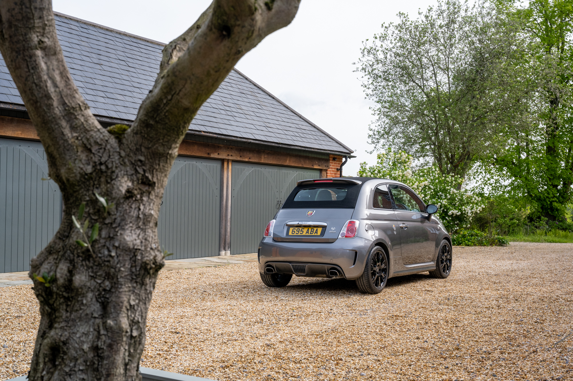 2013 ABARTH 695 EDIZIONE MASERATI