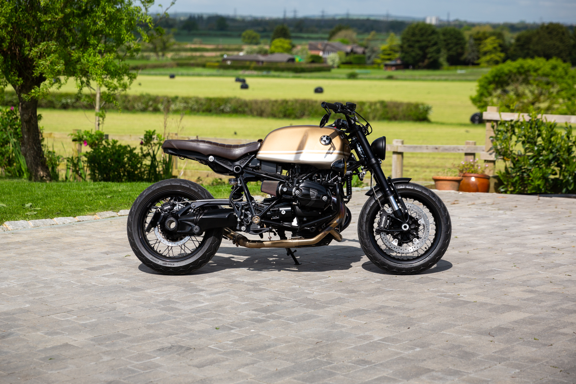 2015 BMW R NINE T – PC.02 BY PIER CITY CUSTOM