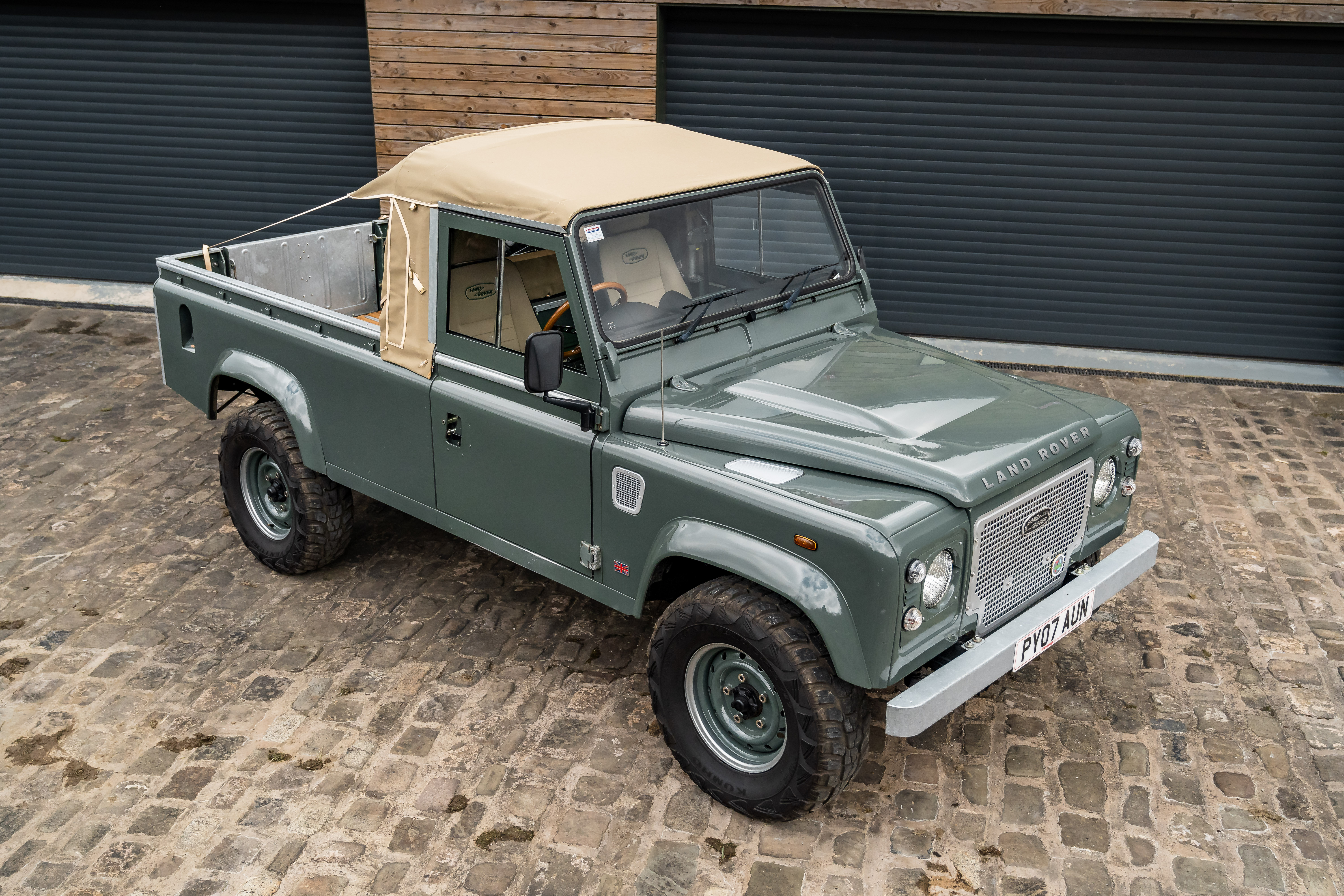 2007 LAND ROVER DEFENDER 110 SINGLE CAB PICKUP ‘OUTLANDER’