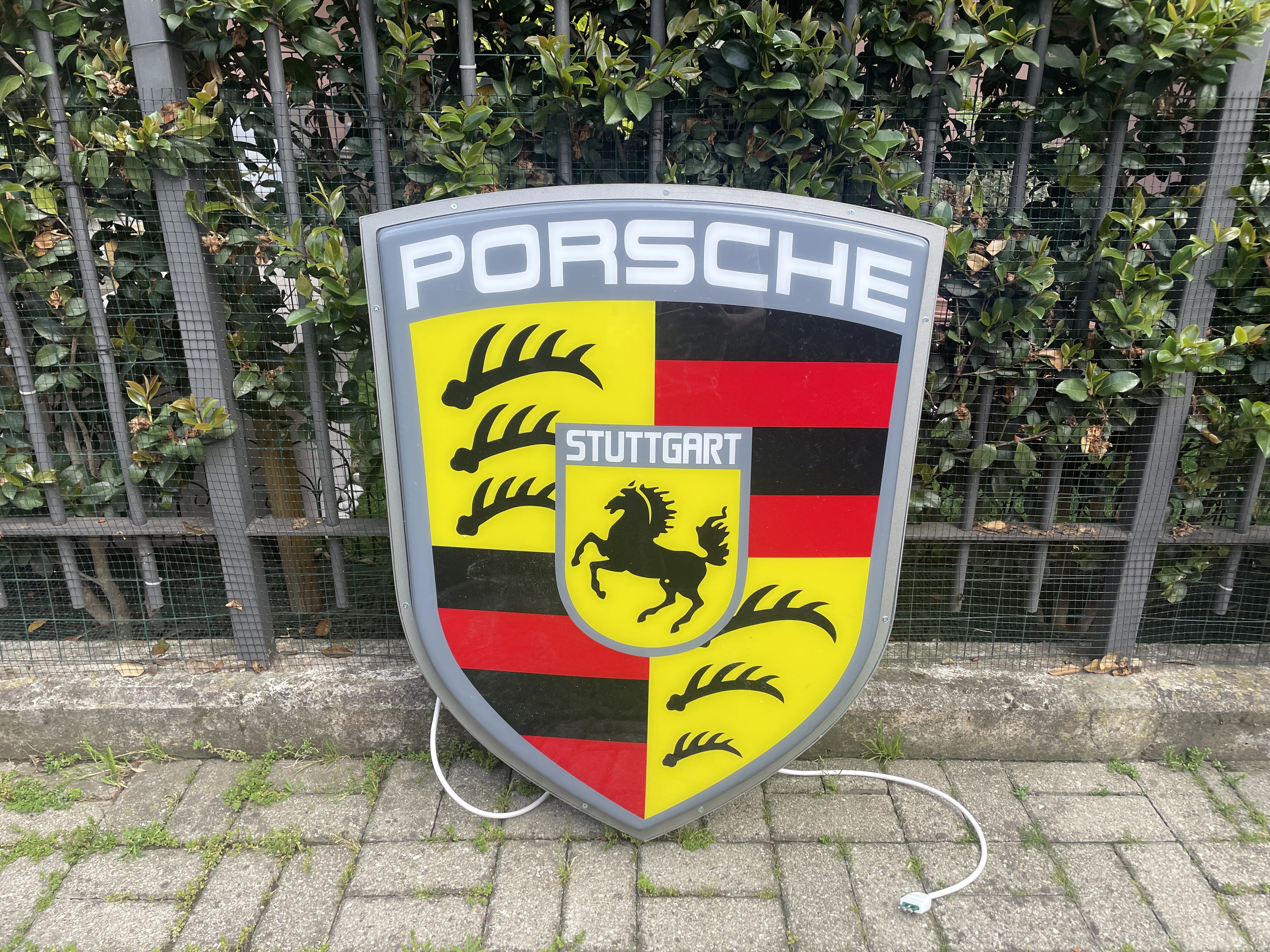 PORSCHE ILLUMINATED CREST SIGN