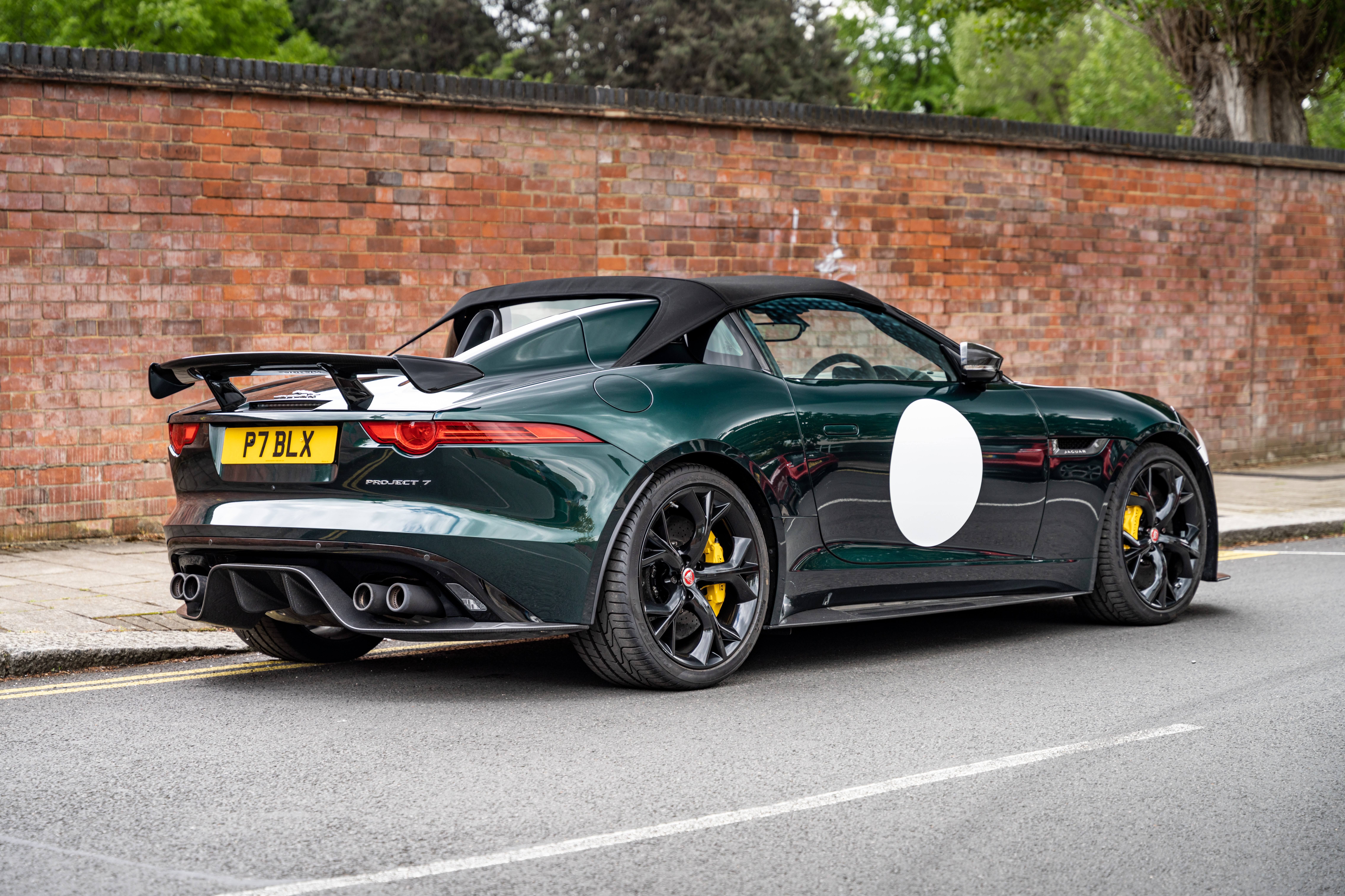 Jaguar F Type Project 7