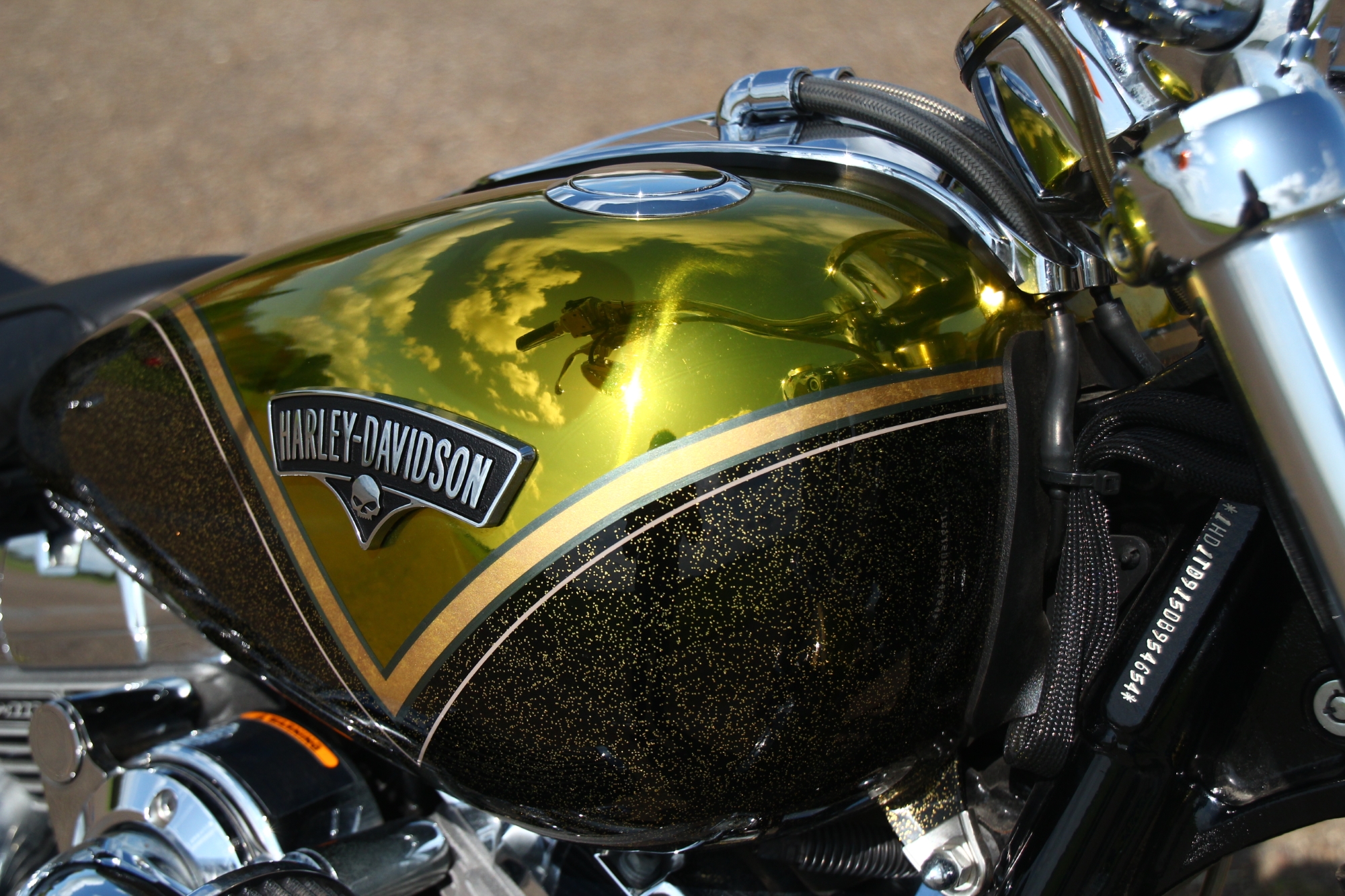 2012 HARLEY-DAVIDSON CVO BREAKOUT