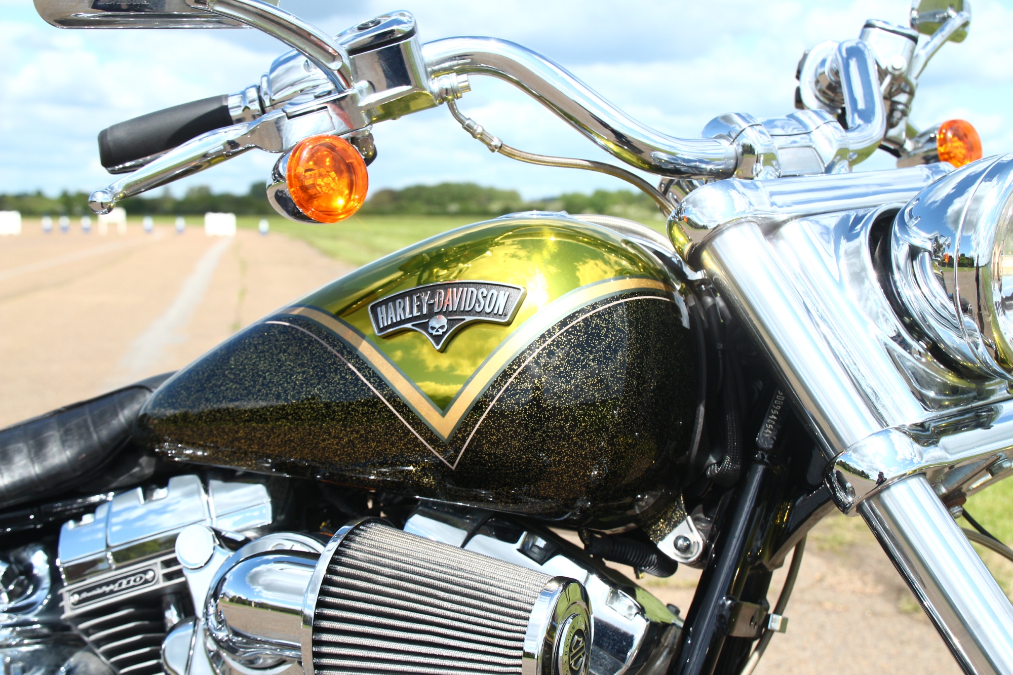 2012 HARLEY-DAVIDSON CVO BREAKOUT