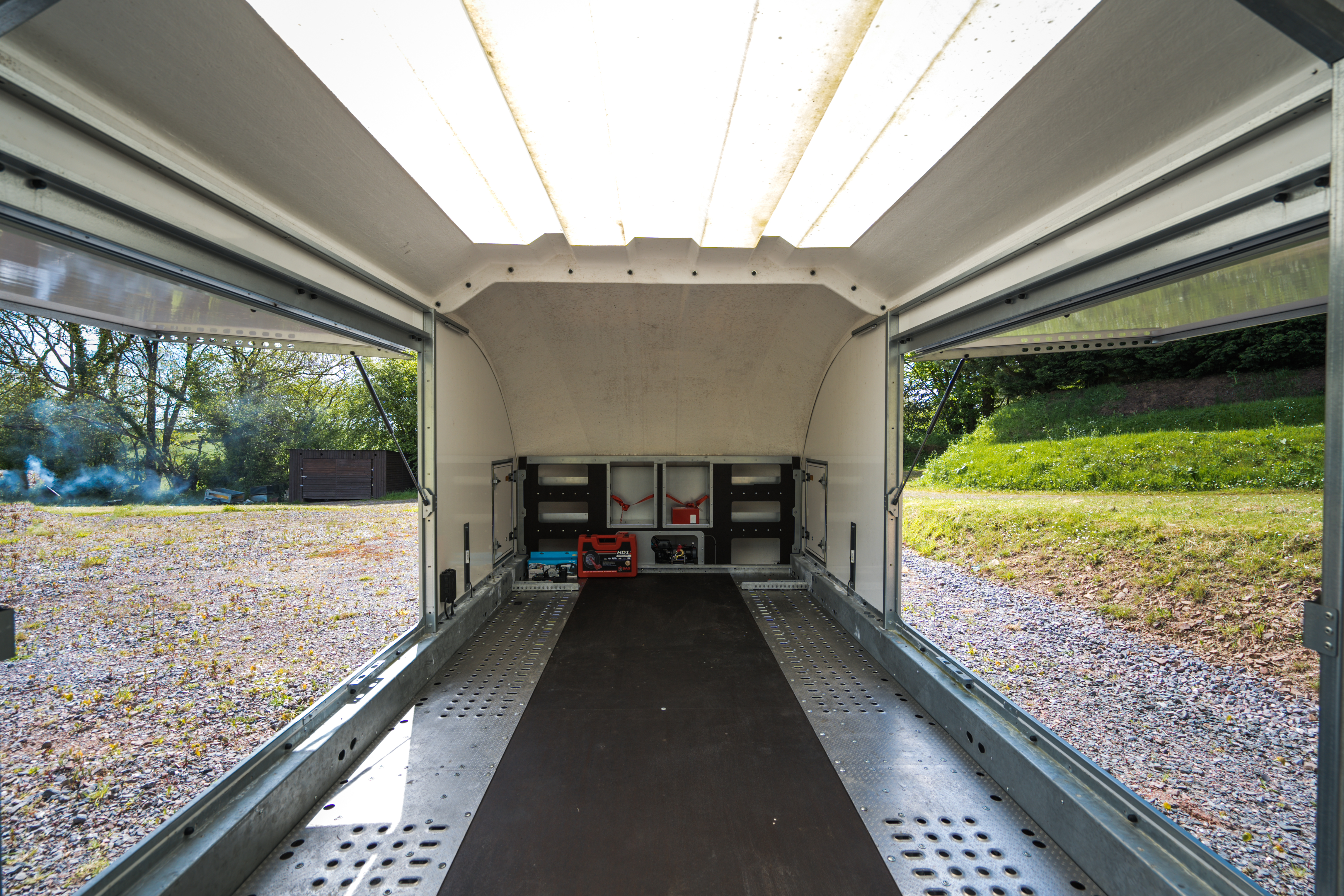 BRIAN JAMES TRAILERS RACE TRANSPORTER 4