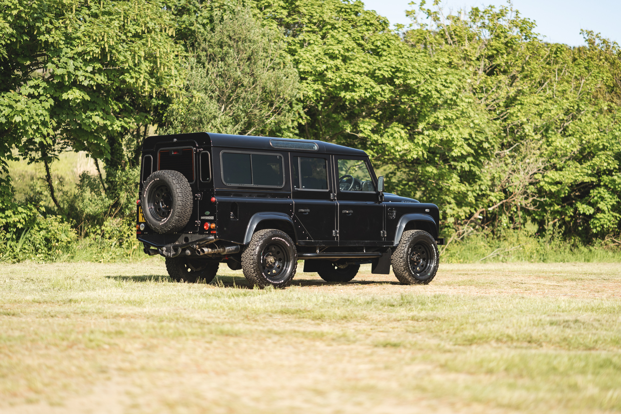 2009 LAND ROVER DEFENDER 110 - LS3 V8