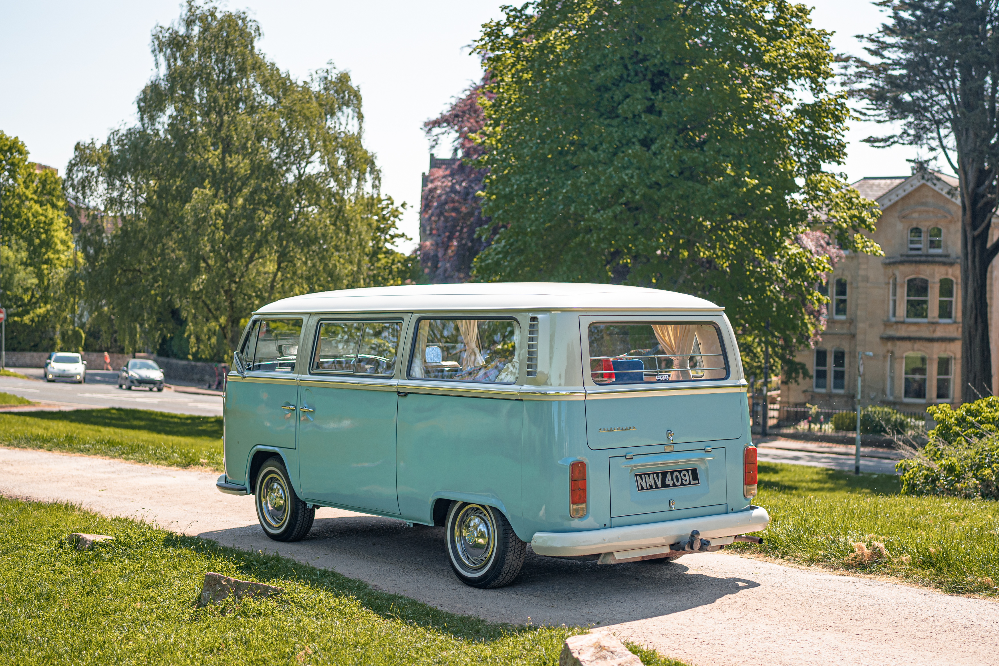 1972 VOLKSWAGEN TYPE 2 (T2) DANBURY ‘DELUXE’ CAMPERVAN