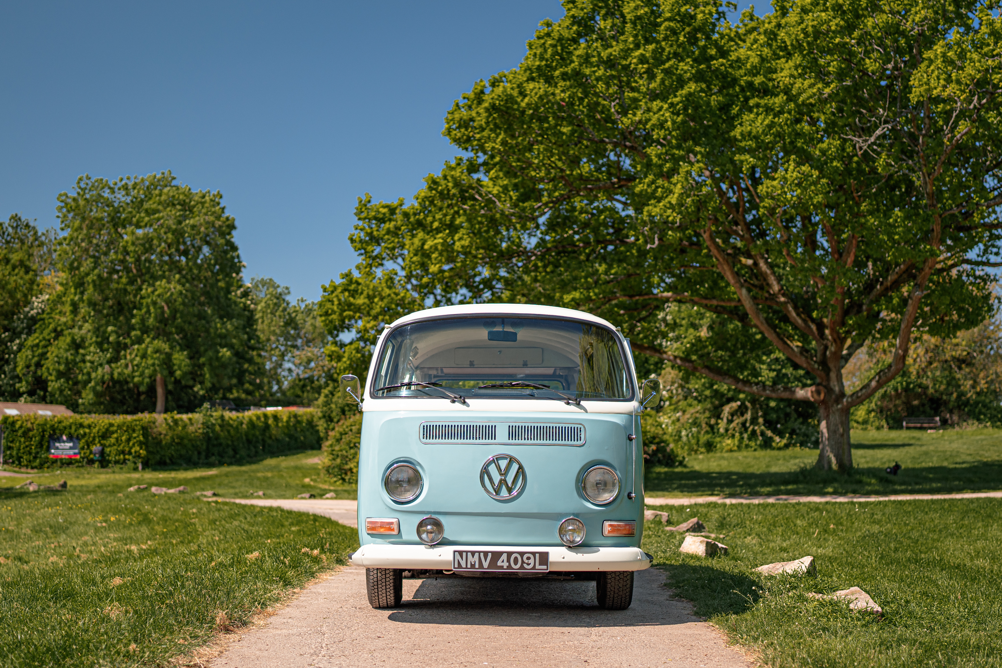 1972 VOLKSWAGEN TYPE 2 (T2) DANBURY ‘DELUXE’ CAMPERVAN