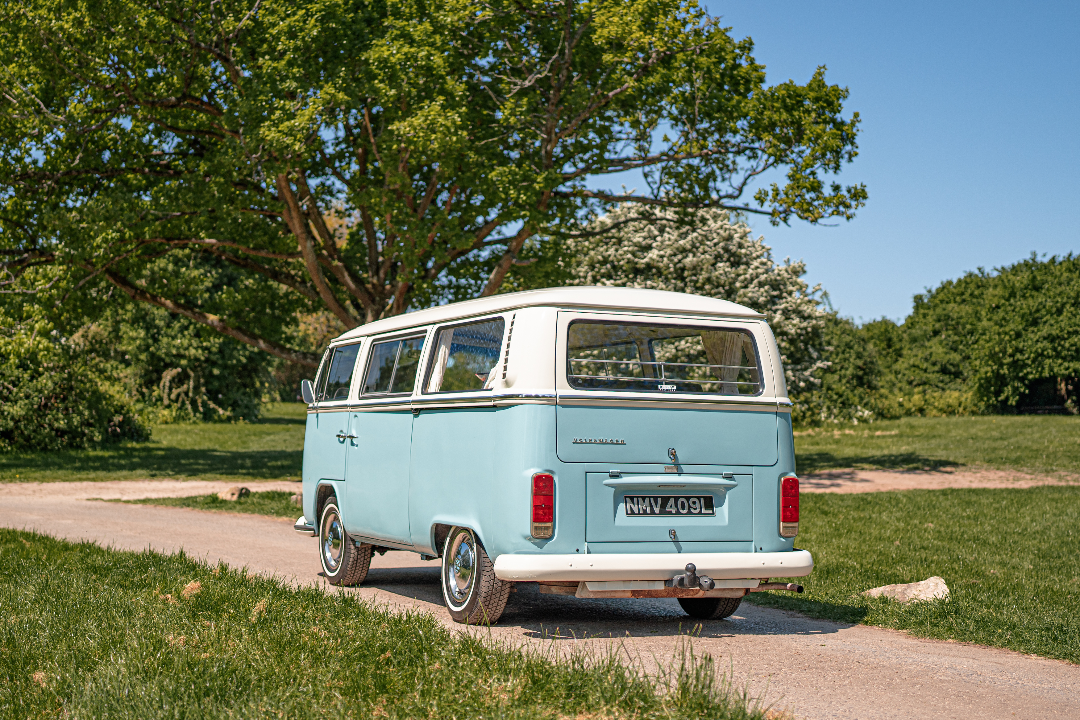 1972 VOLKSWAGEN TYPE 2 (T2) DANBURY ‘DELUXE’ CAMPERVAN