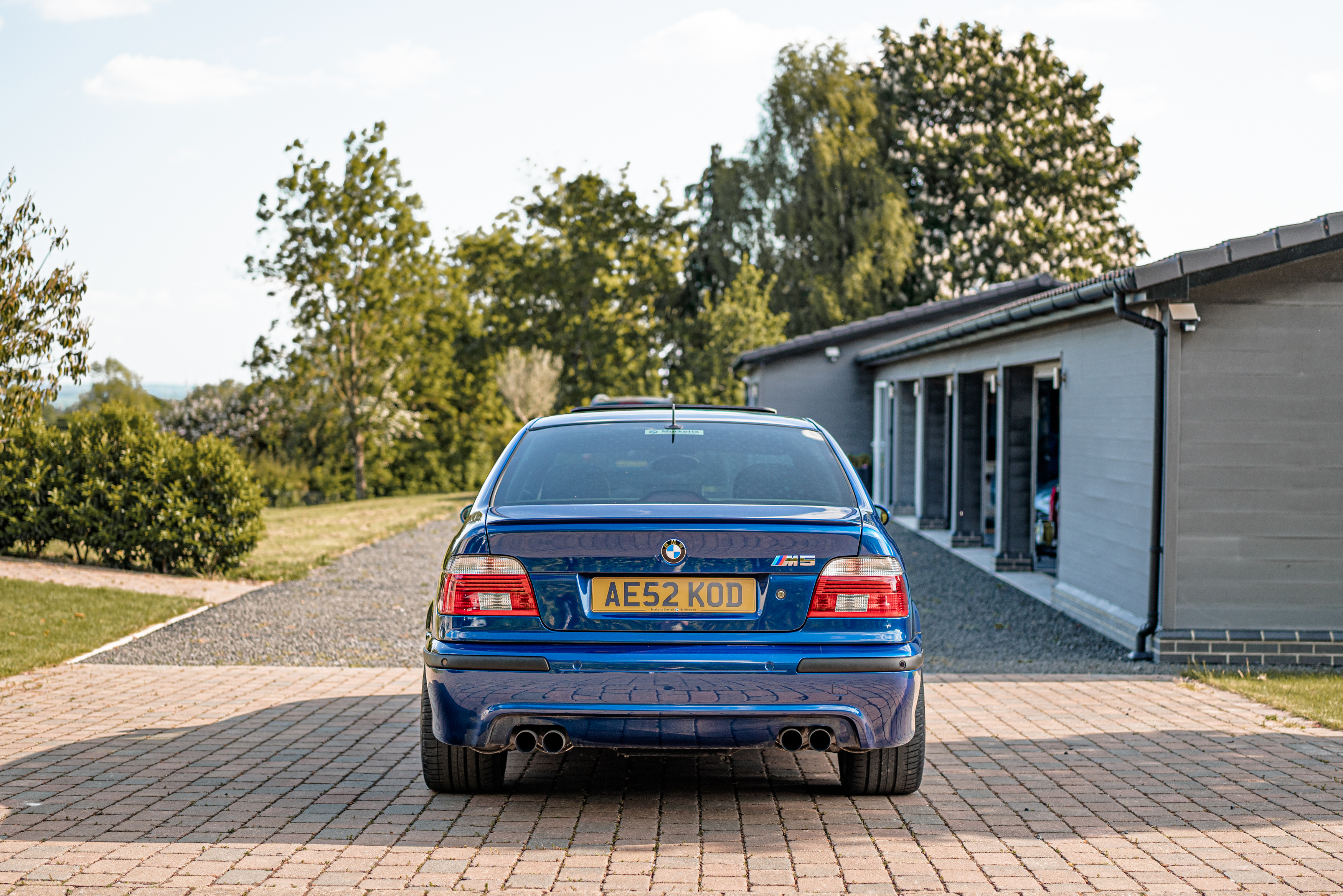 2002 BMW (E39) M5