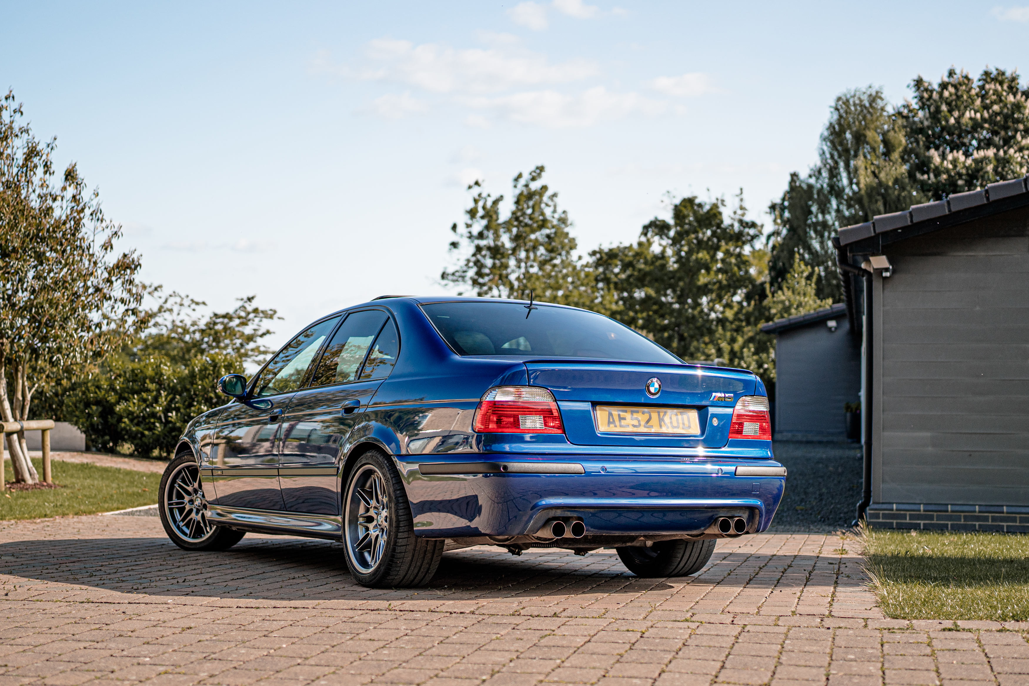 2002 BMW (E39) M5