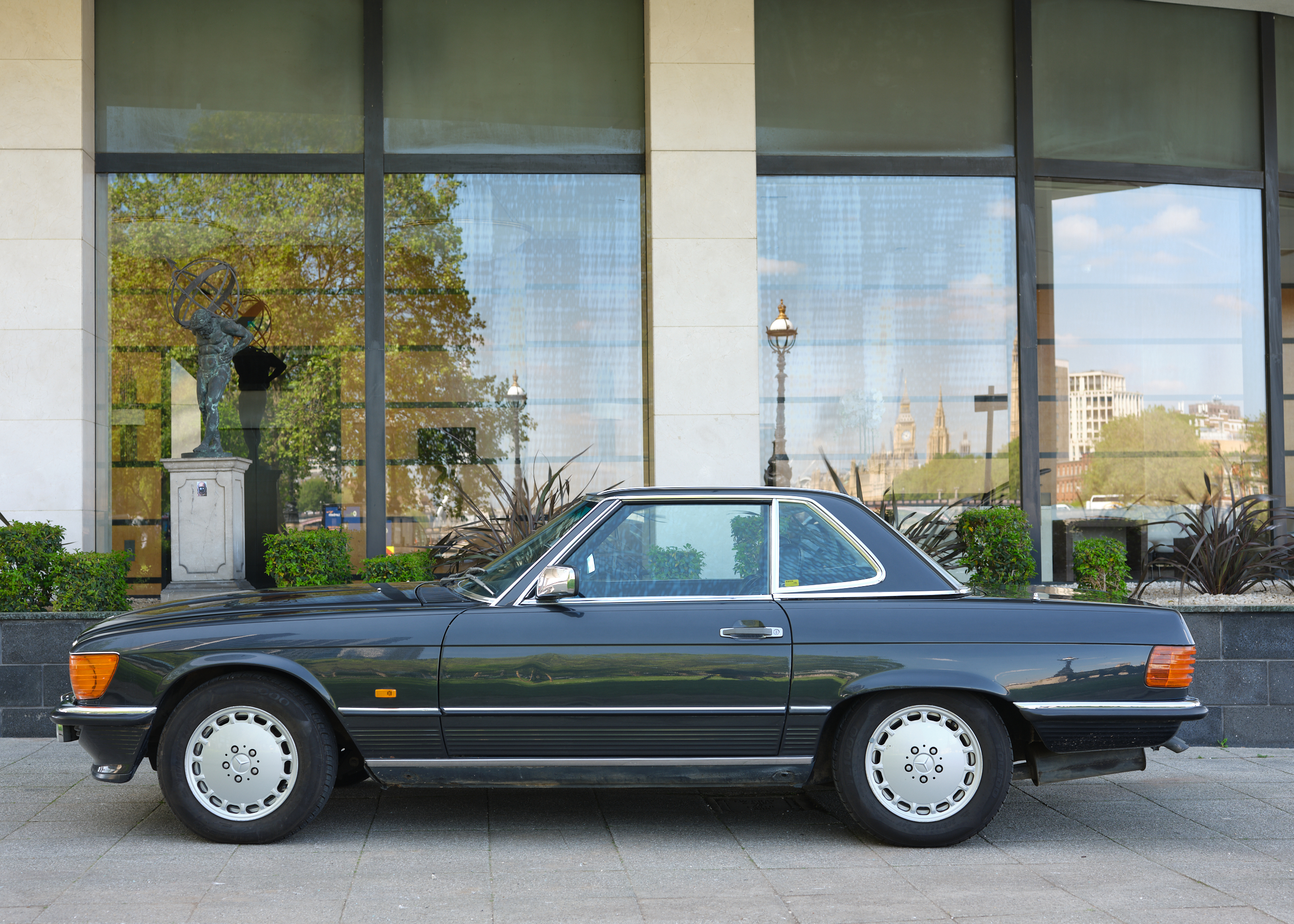 1987 MERCEDES-BENZ (R107) 500 SL for sale by auction in London, United ...