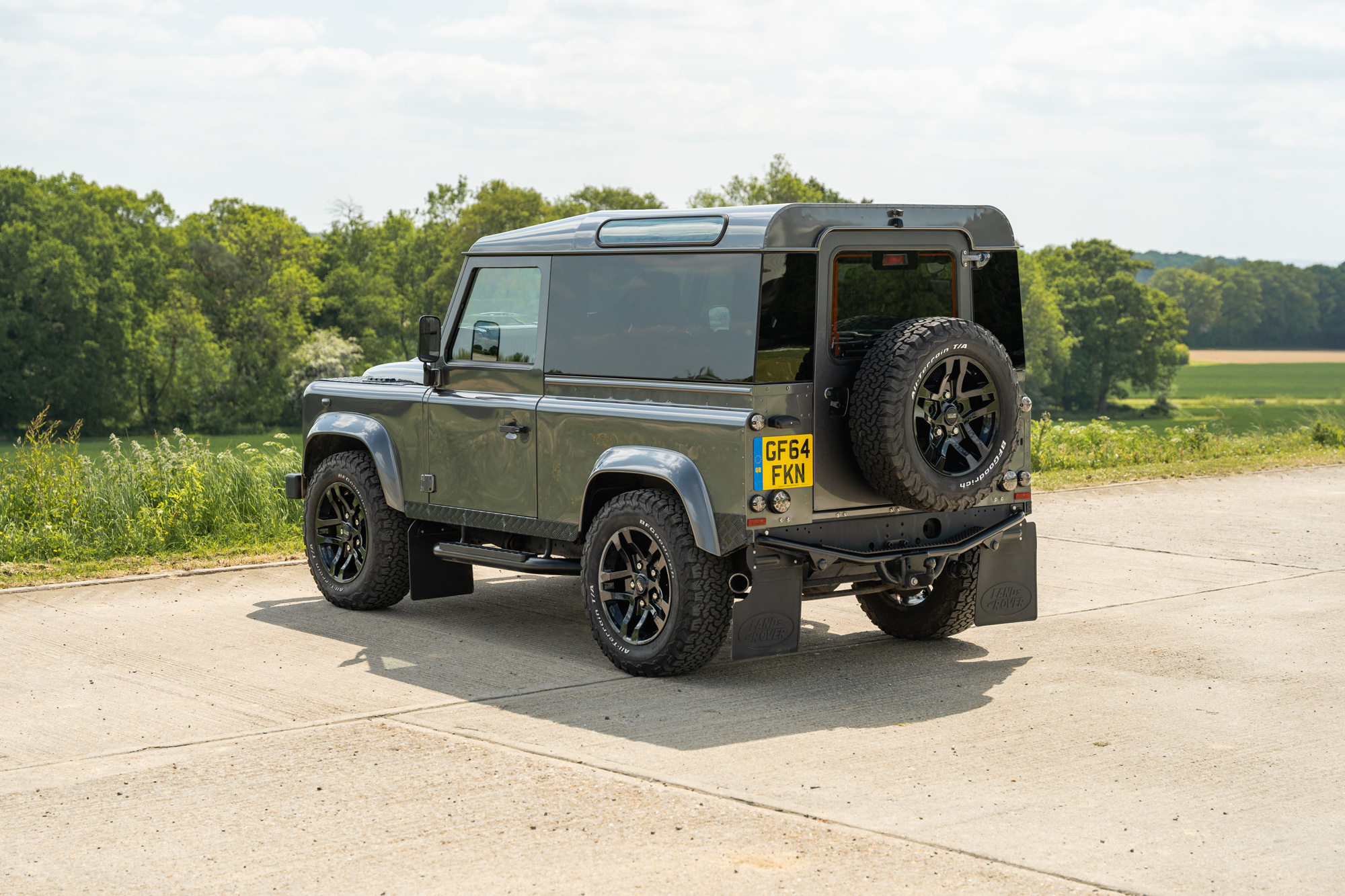 2014 LAND ROVER DEFENDER 90 'LUCARI' - 13,061 MILES - VAT Q for sale in ...