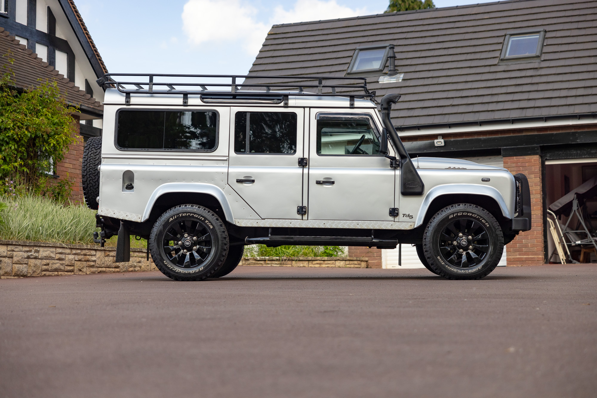 2004 LAND ROVER DEFENDER 110 TD5 XS