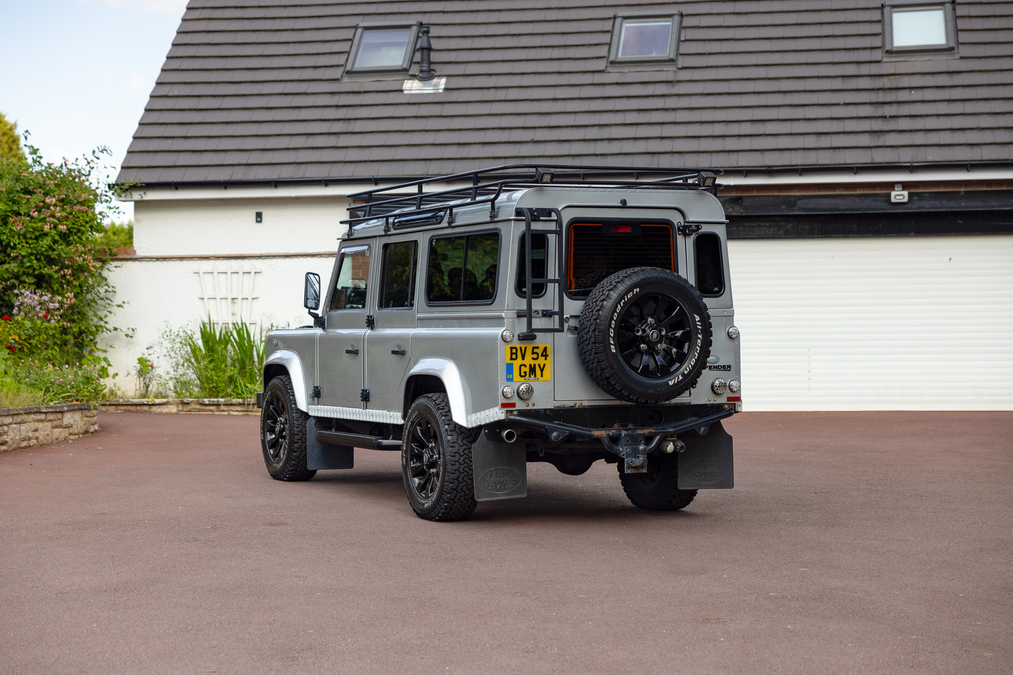 2004 LAND ROVER DEFENDER 110 TD5 XS